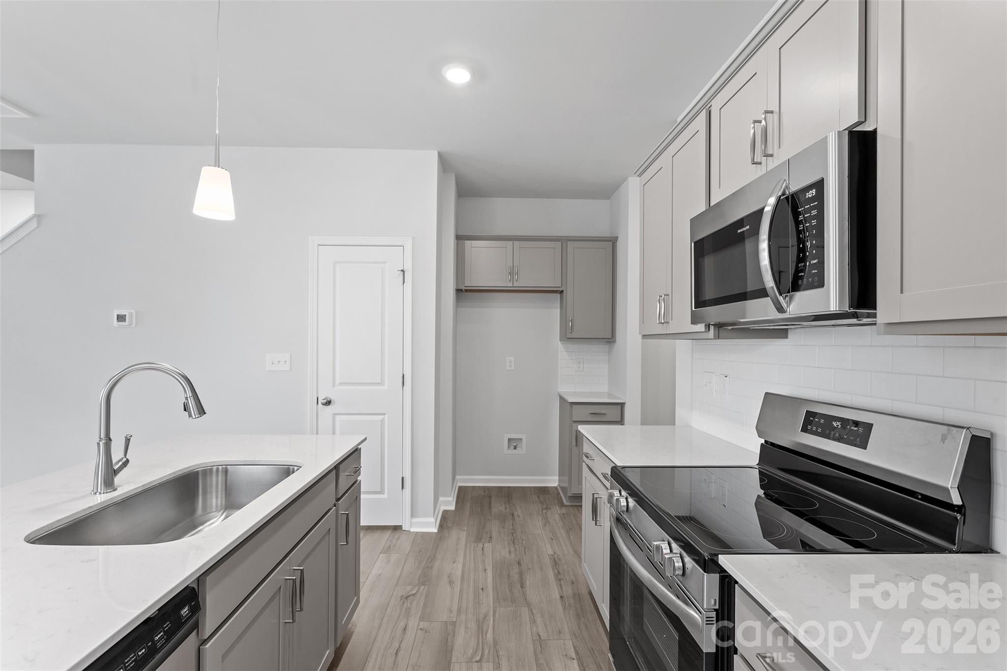 Photo 4 of 5861 Tuckaseegee Road, Charlotte, NC