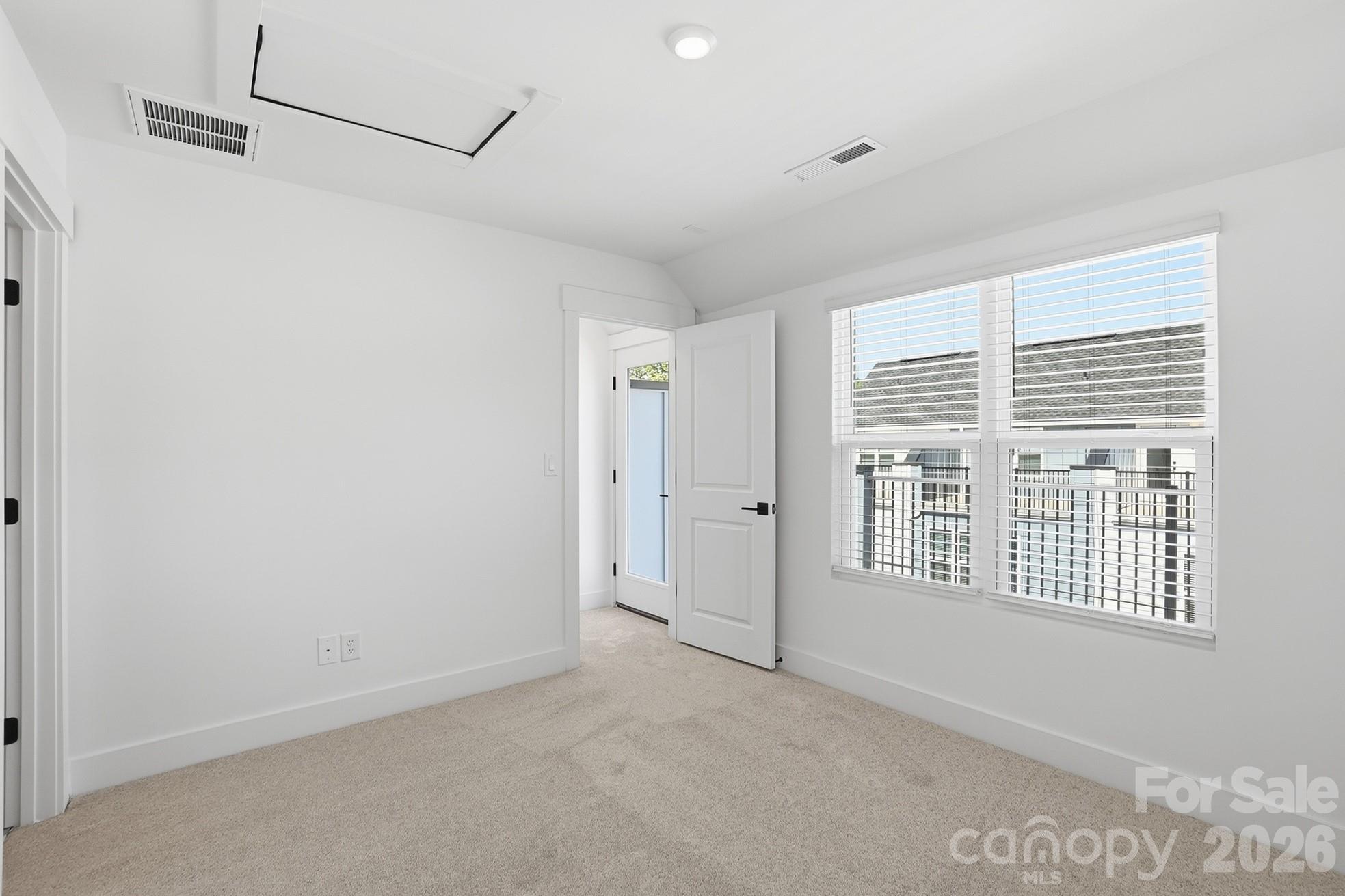 Photo 13 of 1124 Kokomo Lane68, Charlotte, NC