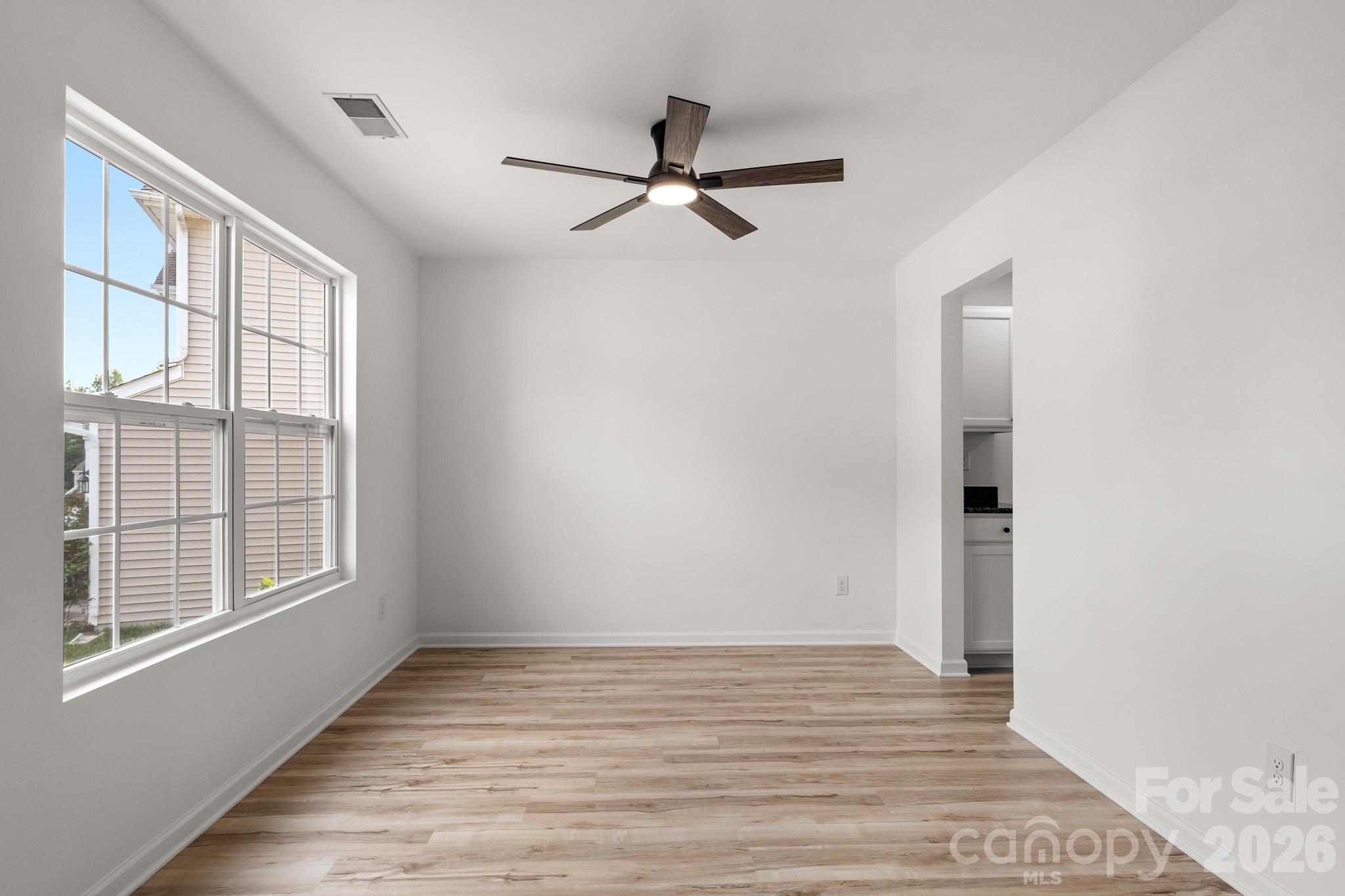 8723 Buttonwood Court, Charlotte, NC - photo 4 of 43