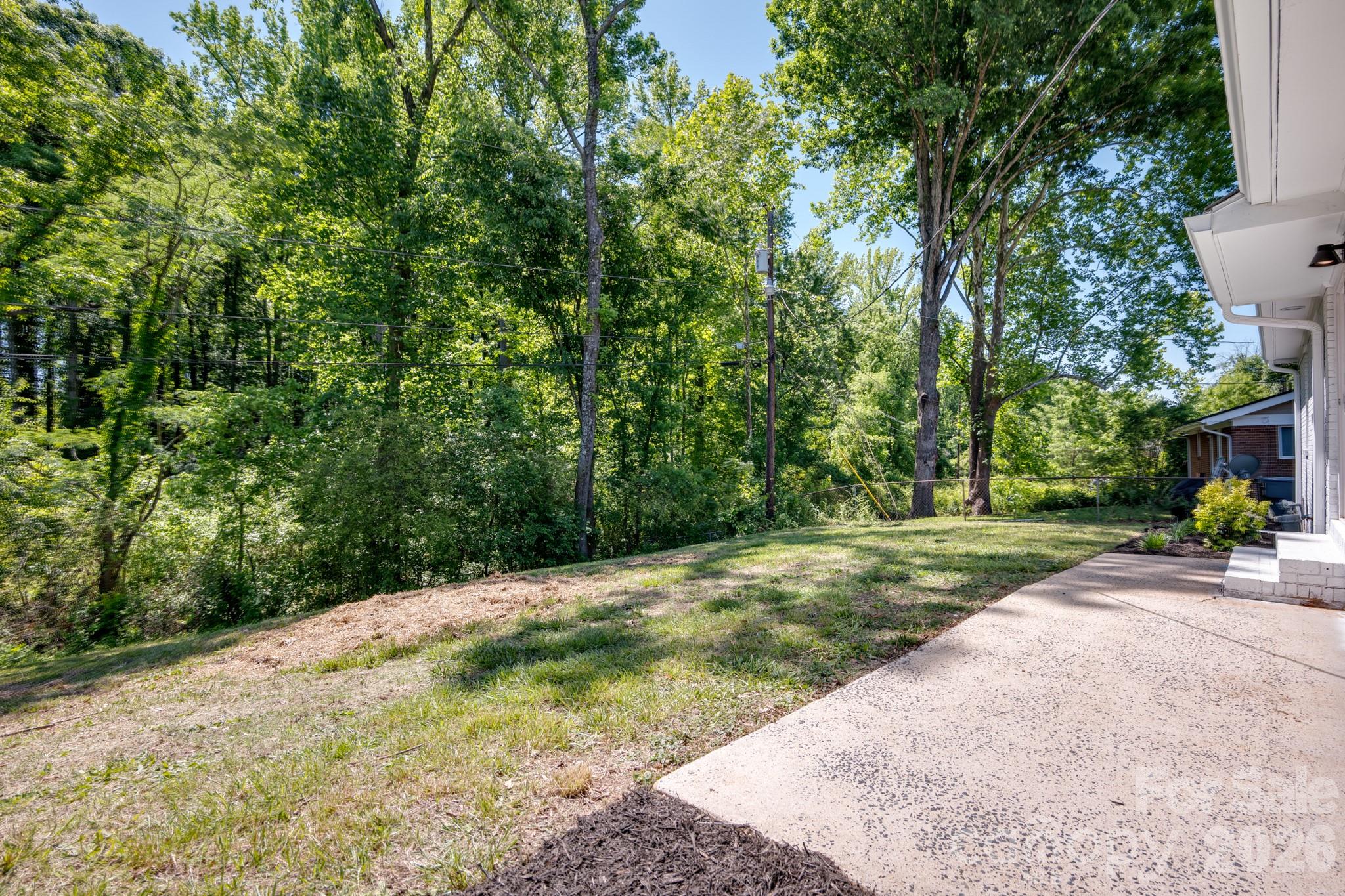 Photo 21 of 714 Bilmark Avenue, Charlotte, NC