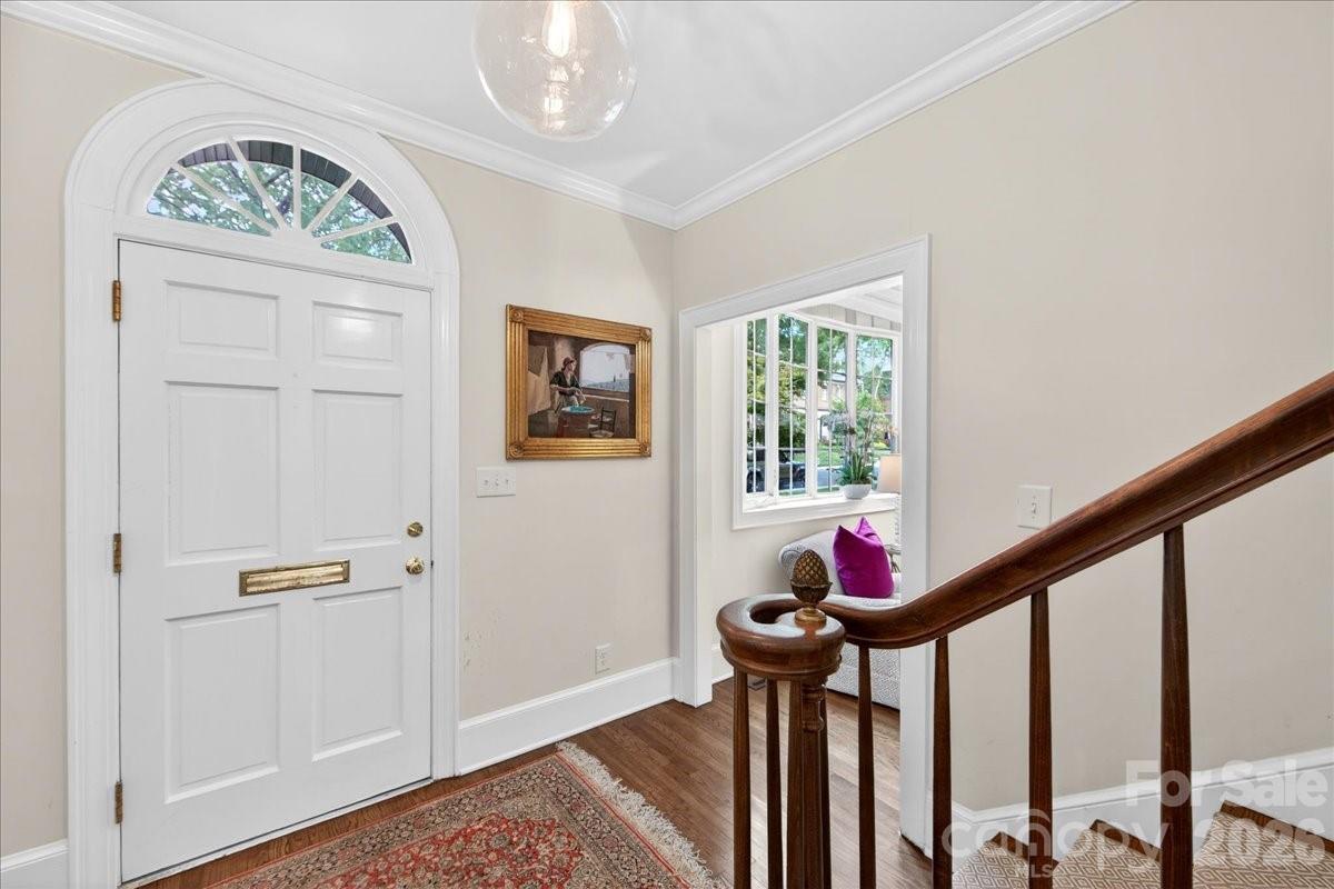 Photo 4 of 202 Perrin Place, Charlotte, NC