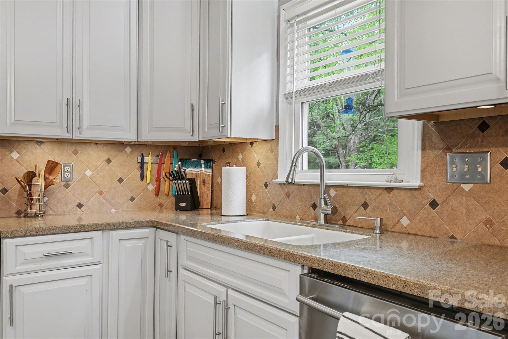 Photo 13 of 8910 Castlebay Drive, Charlotte, NC