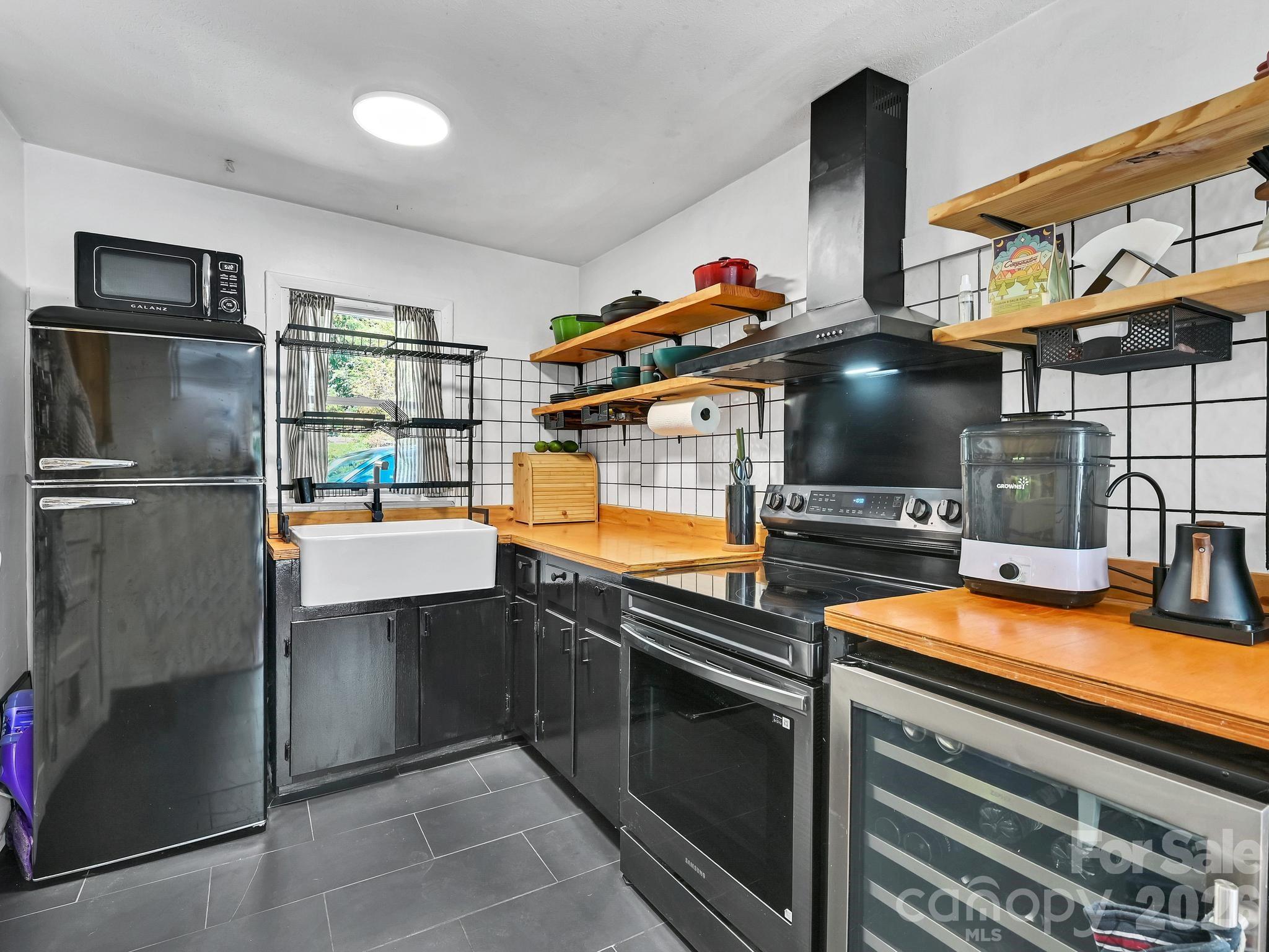 24 Chatham Road, Asheville, NC - photo 10 of 35