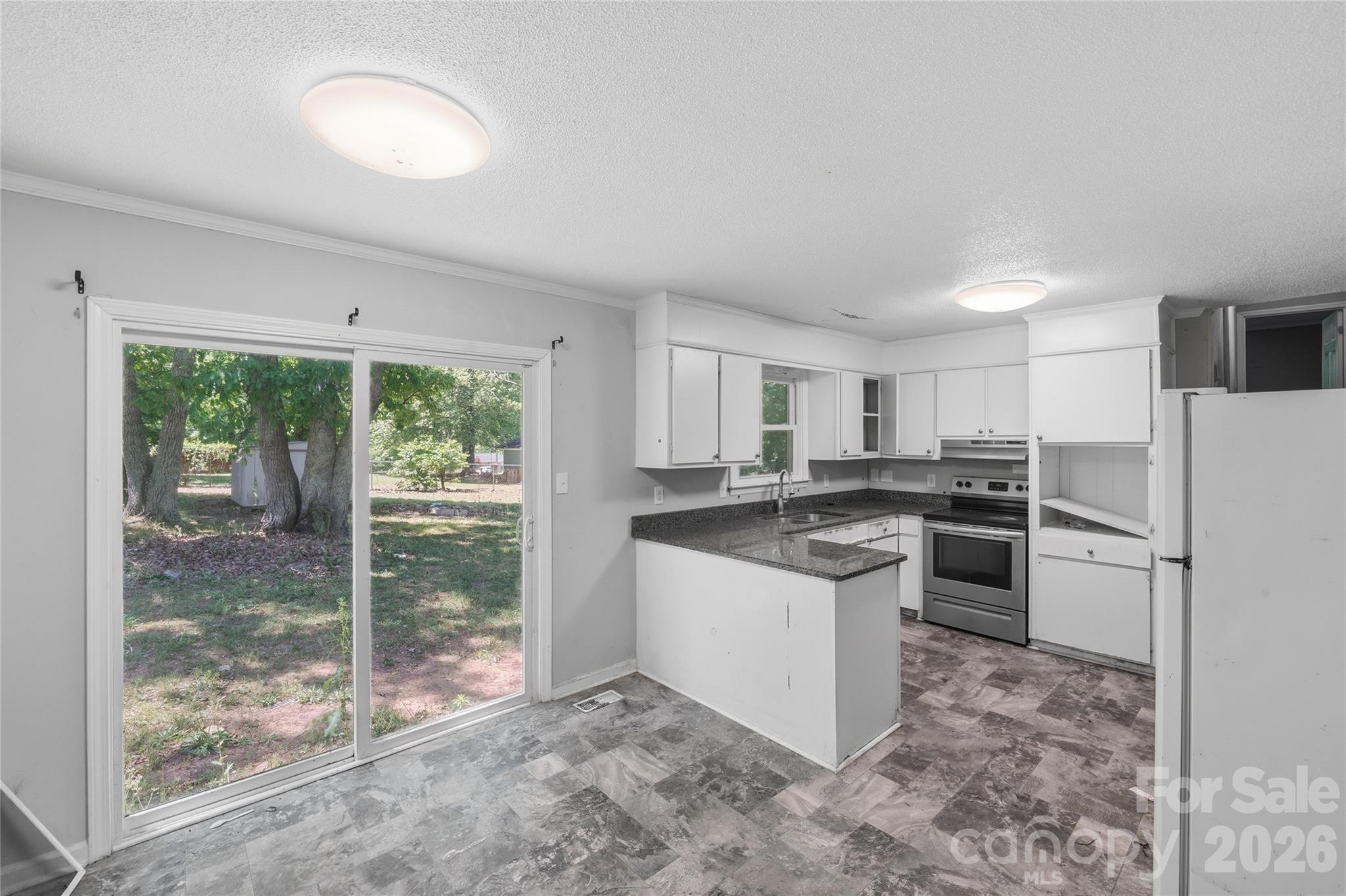Photo 3 of 151 Redwood Lane, Gastonia, NC