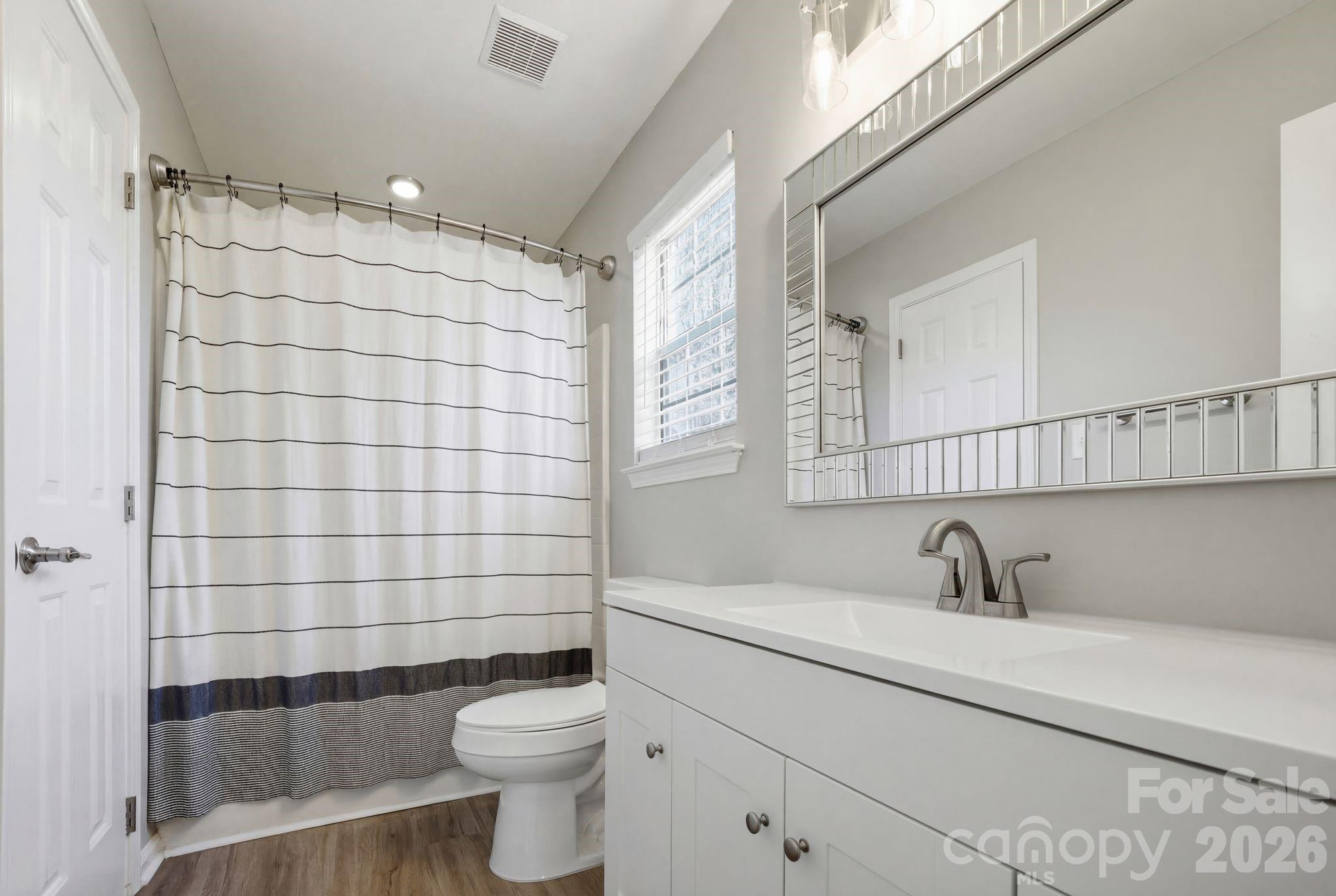 10122 Northwoods Forest Drive, Charlotte, NC - photo 16 of 34
