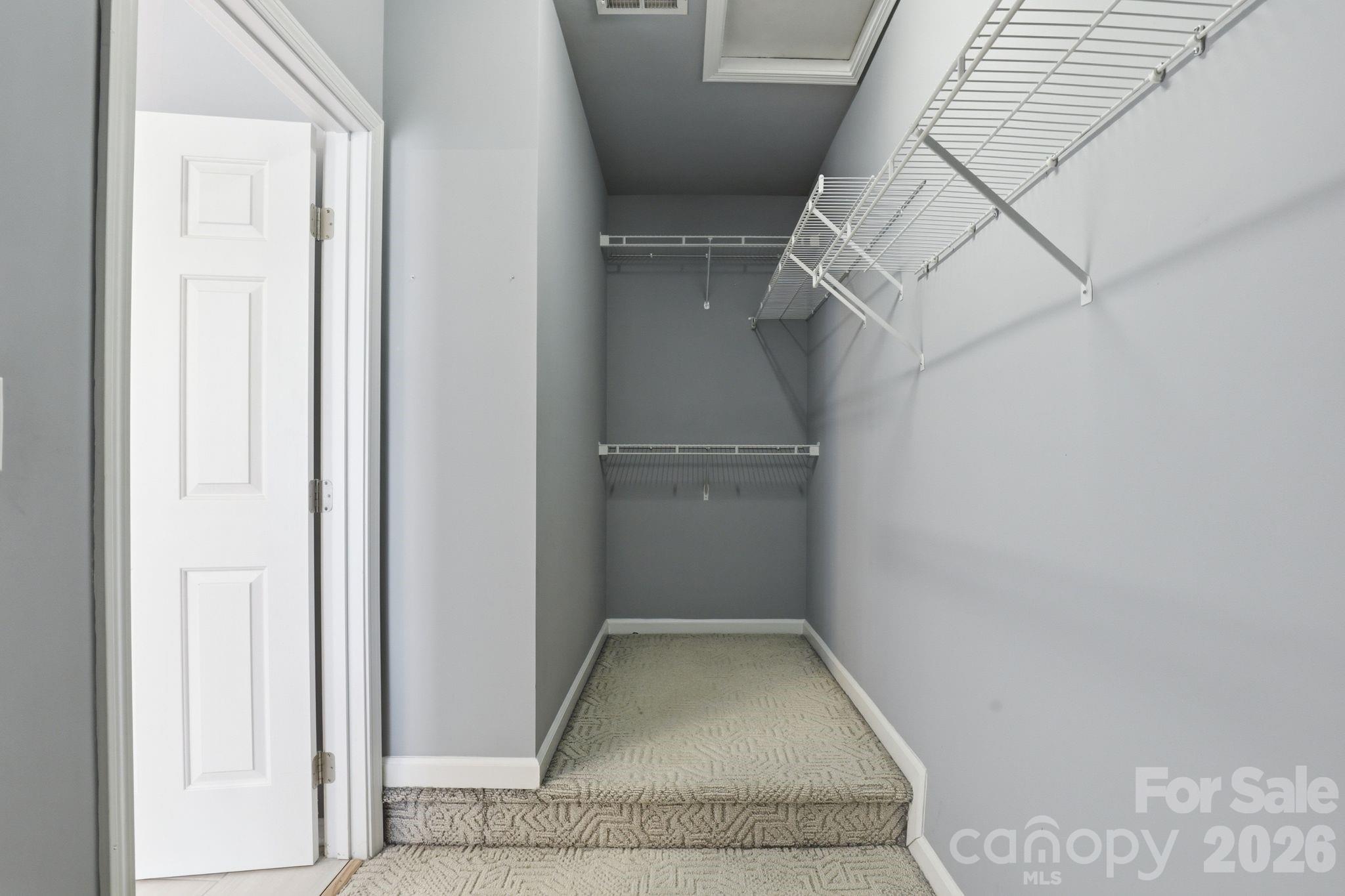 Photo 34 of 3909 Meadow Green Drive, Charlotte, NC