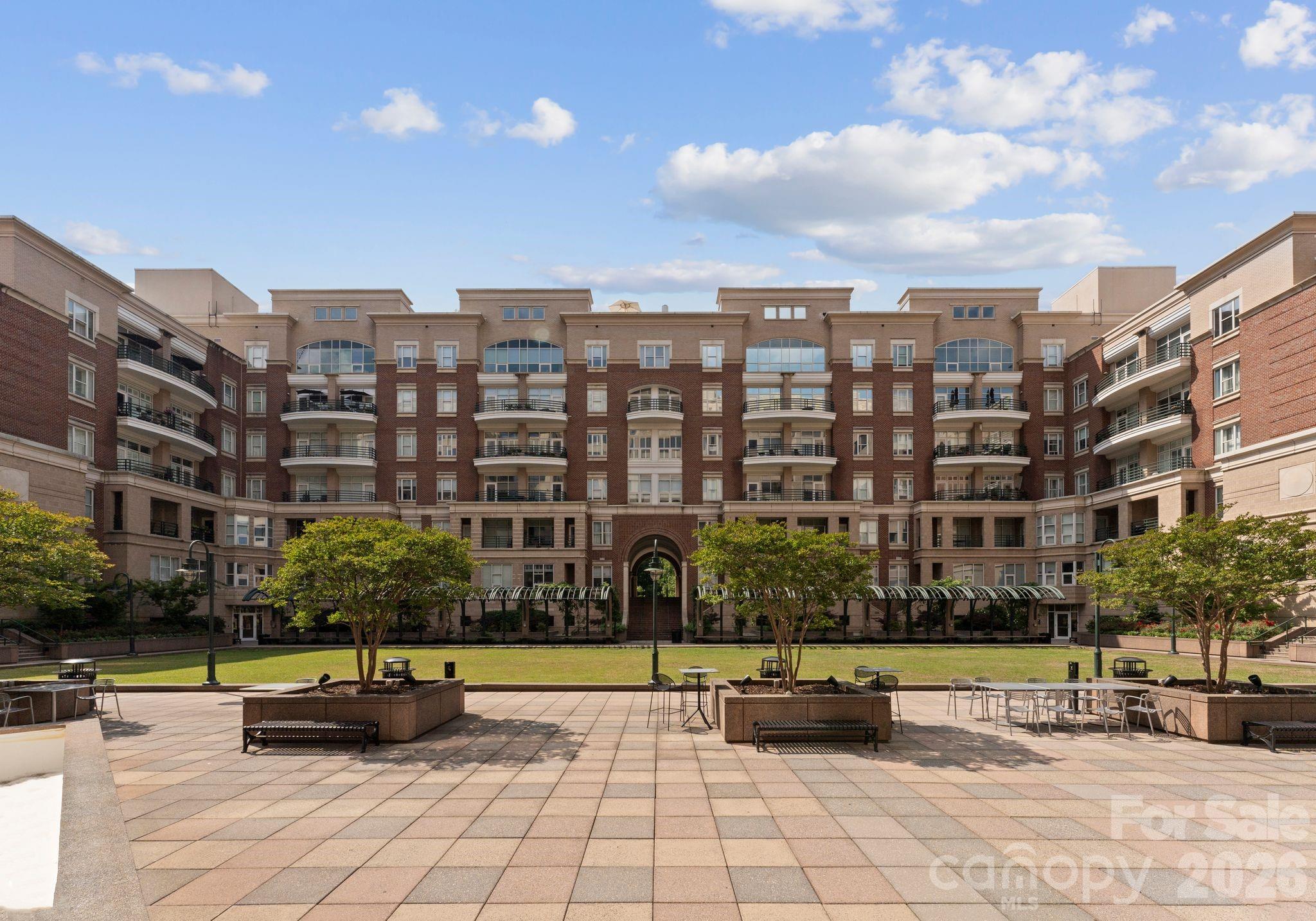 Photo 3 of 400 N Church Street422, Charlotte, NC