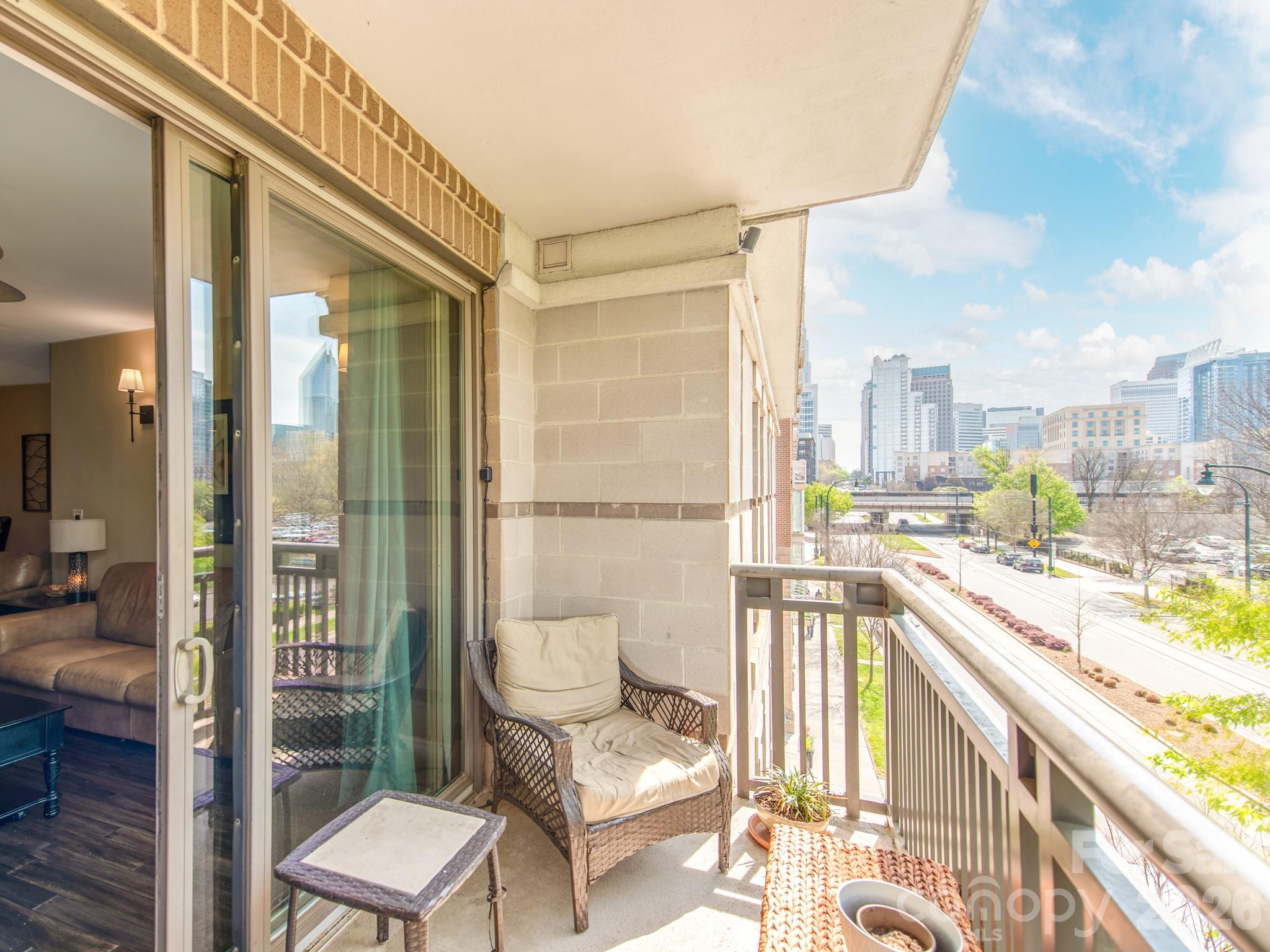 Photo 10 of 718 W Trade Street414, Charlotte, NC