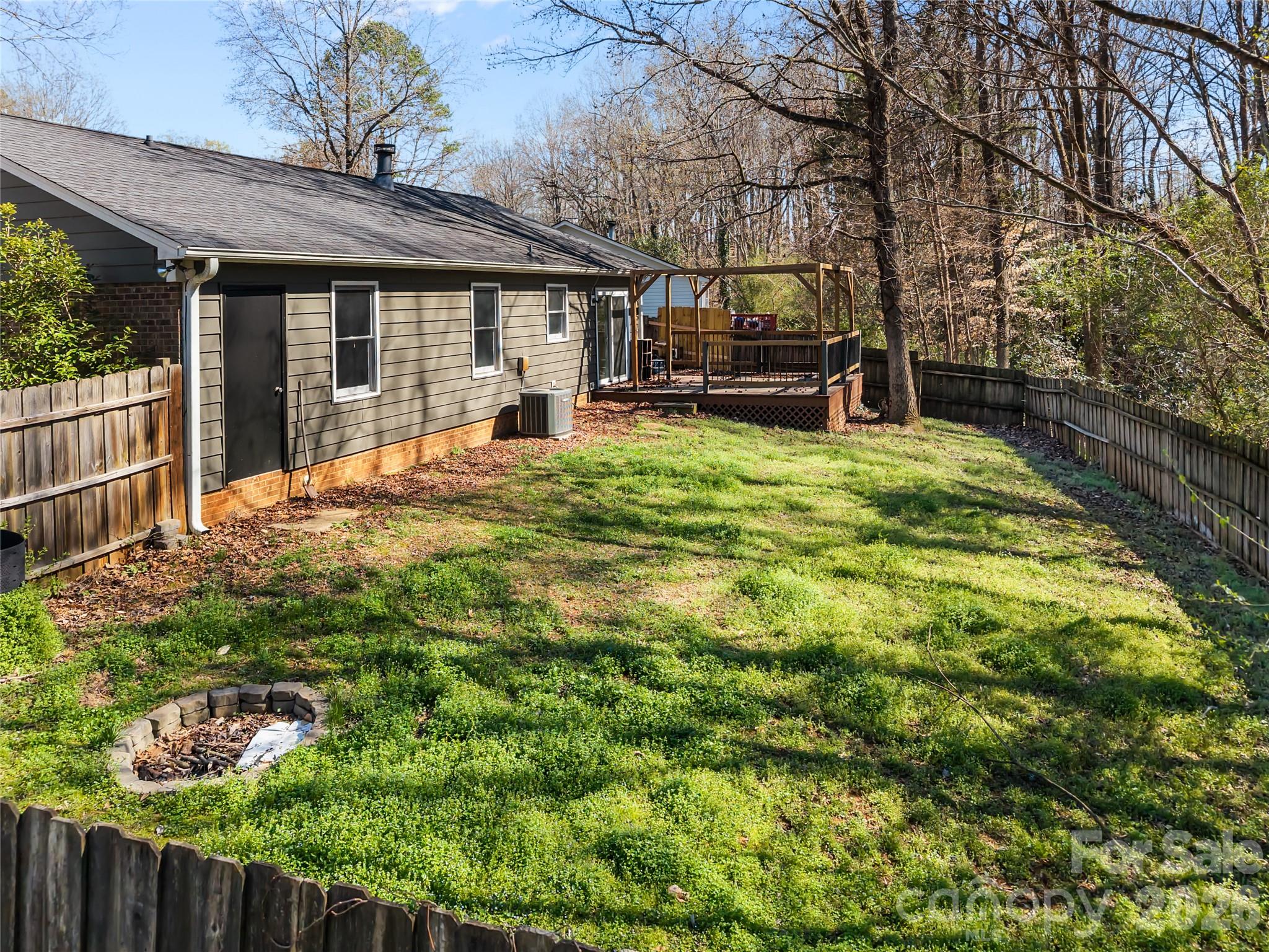 Photo 24 of 2019 Teddington Drive, Charlotte, NC
