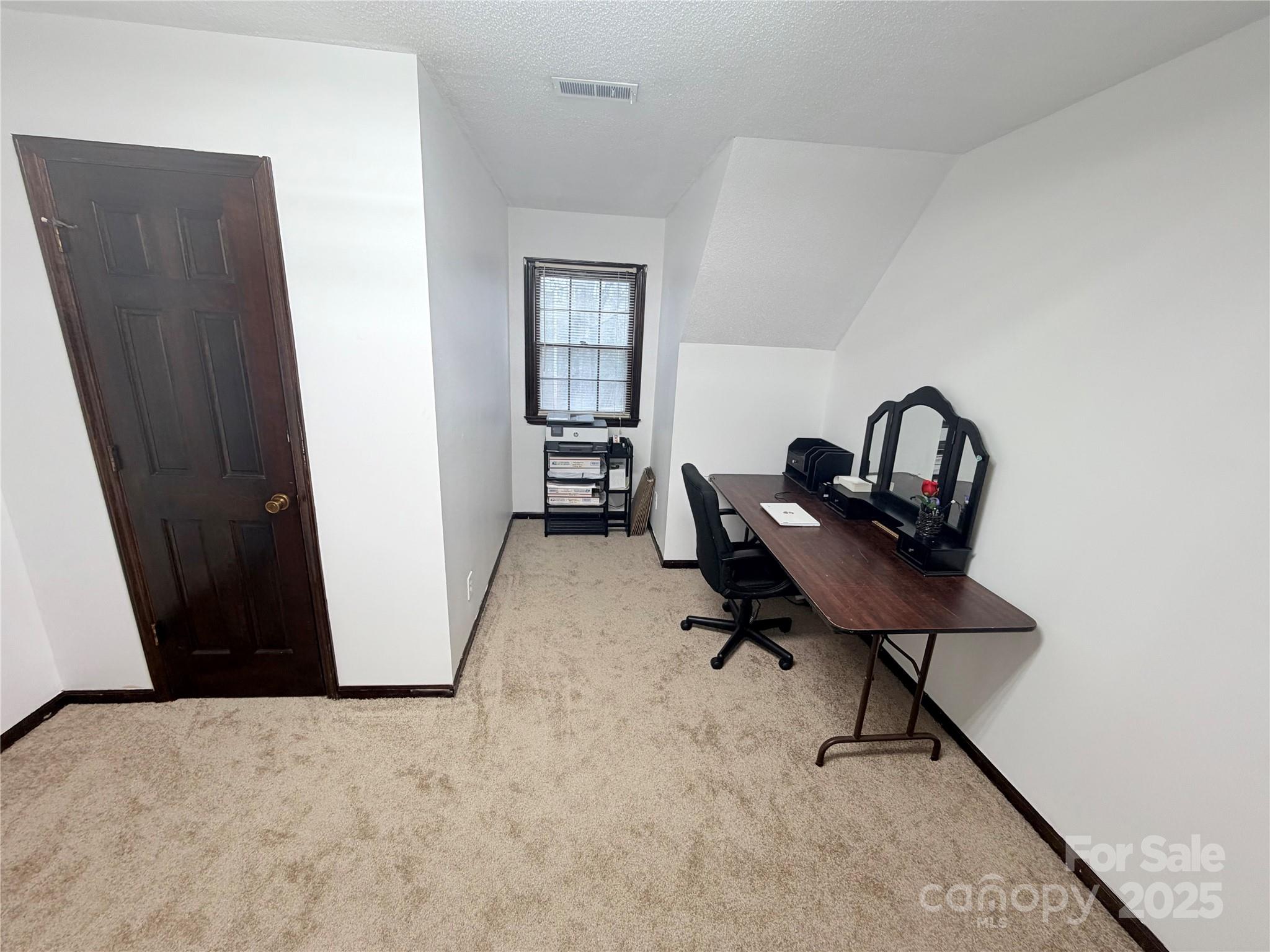 Home for sale at 709 Woodside Drive, Kings Mountain, NC — photo 14 of 25