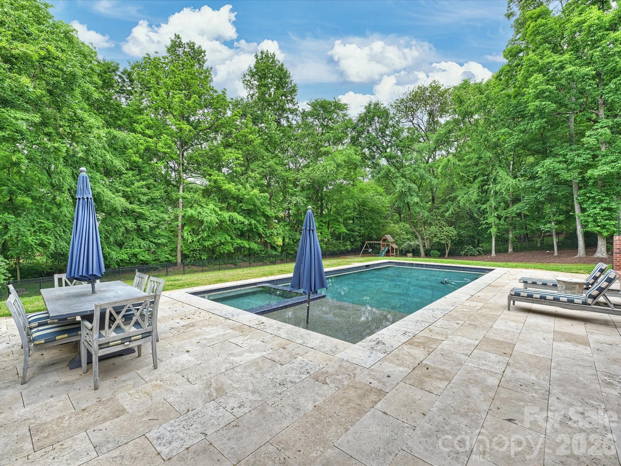 Photo 41 of 4017 Moorland Drive, Charlotte, NC