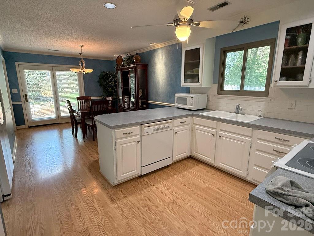 11718 Rimrock Canyon Drive, Charlotte, NC - photo 9 of 34