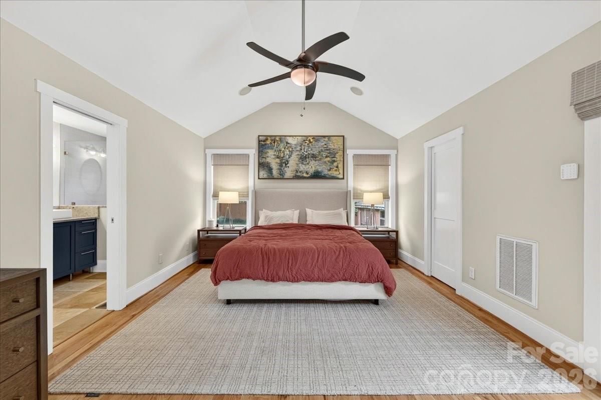 Home for sale at 2120 Dalehurst Drive, Charlotte, NC — photo 22 of 40