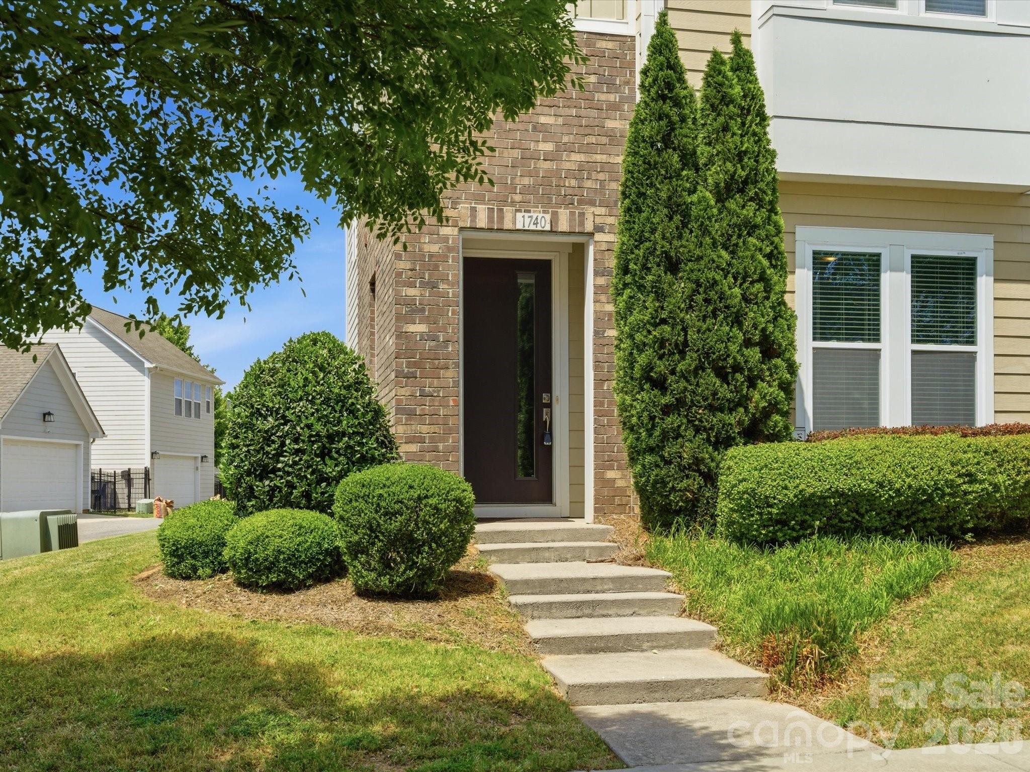 Photo 2 of 1740 Pat Garrett Street, Charlotte, NC