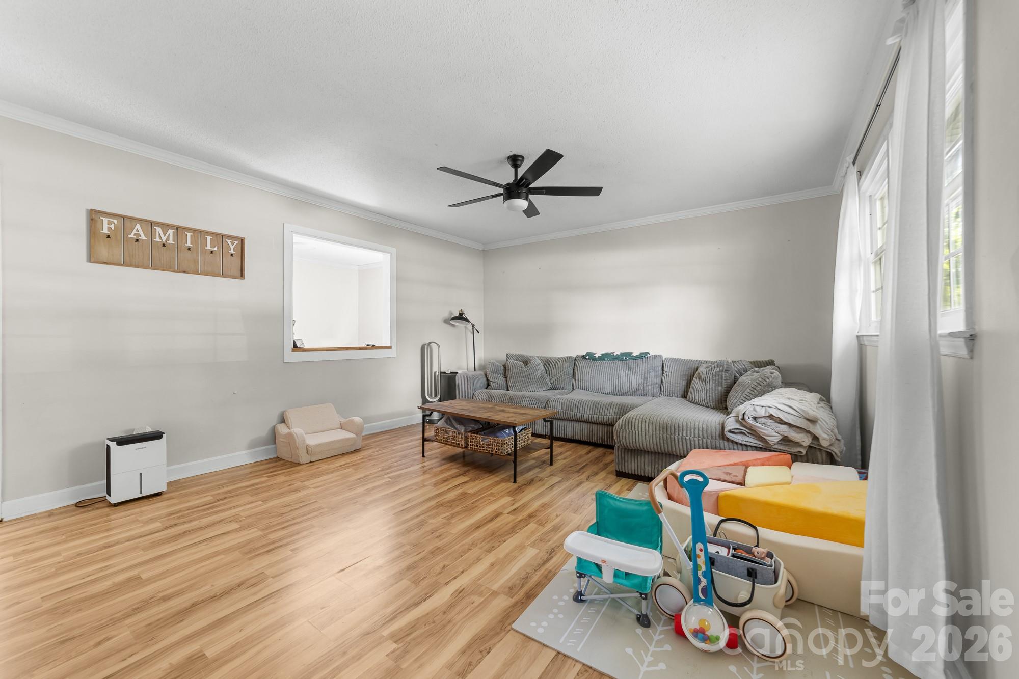 402 Wooddale Drive, Dallas, NC - photo 11 of 27