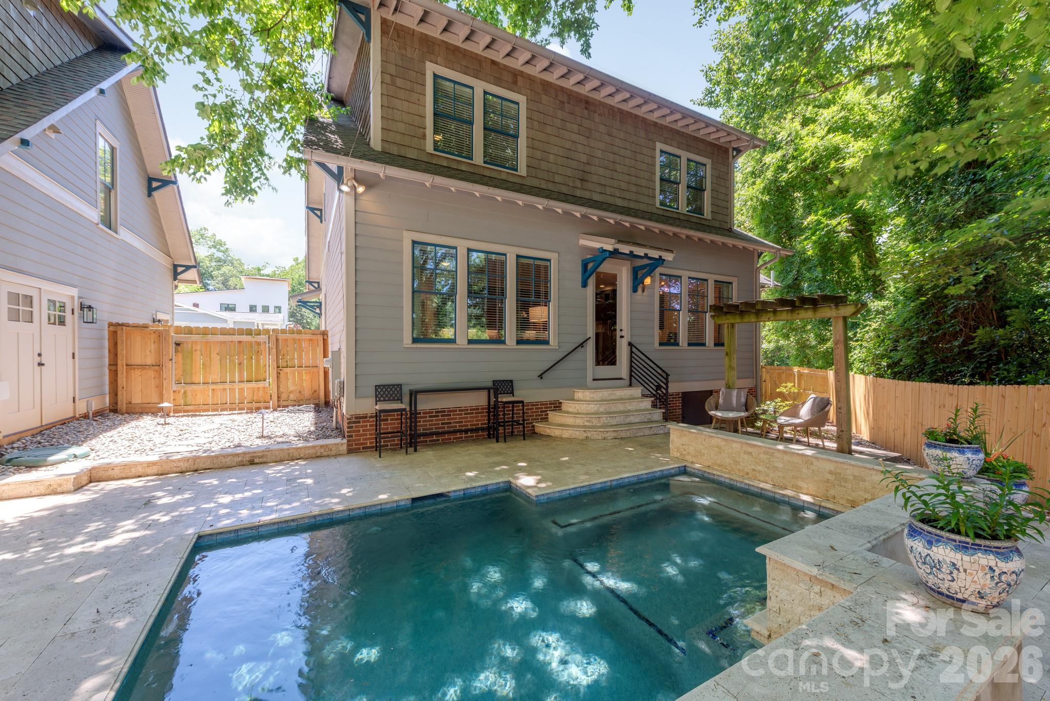 Home for sale at 1301 Catawba Avenue, Charlotte, NC — photo 30 of 39