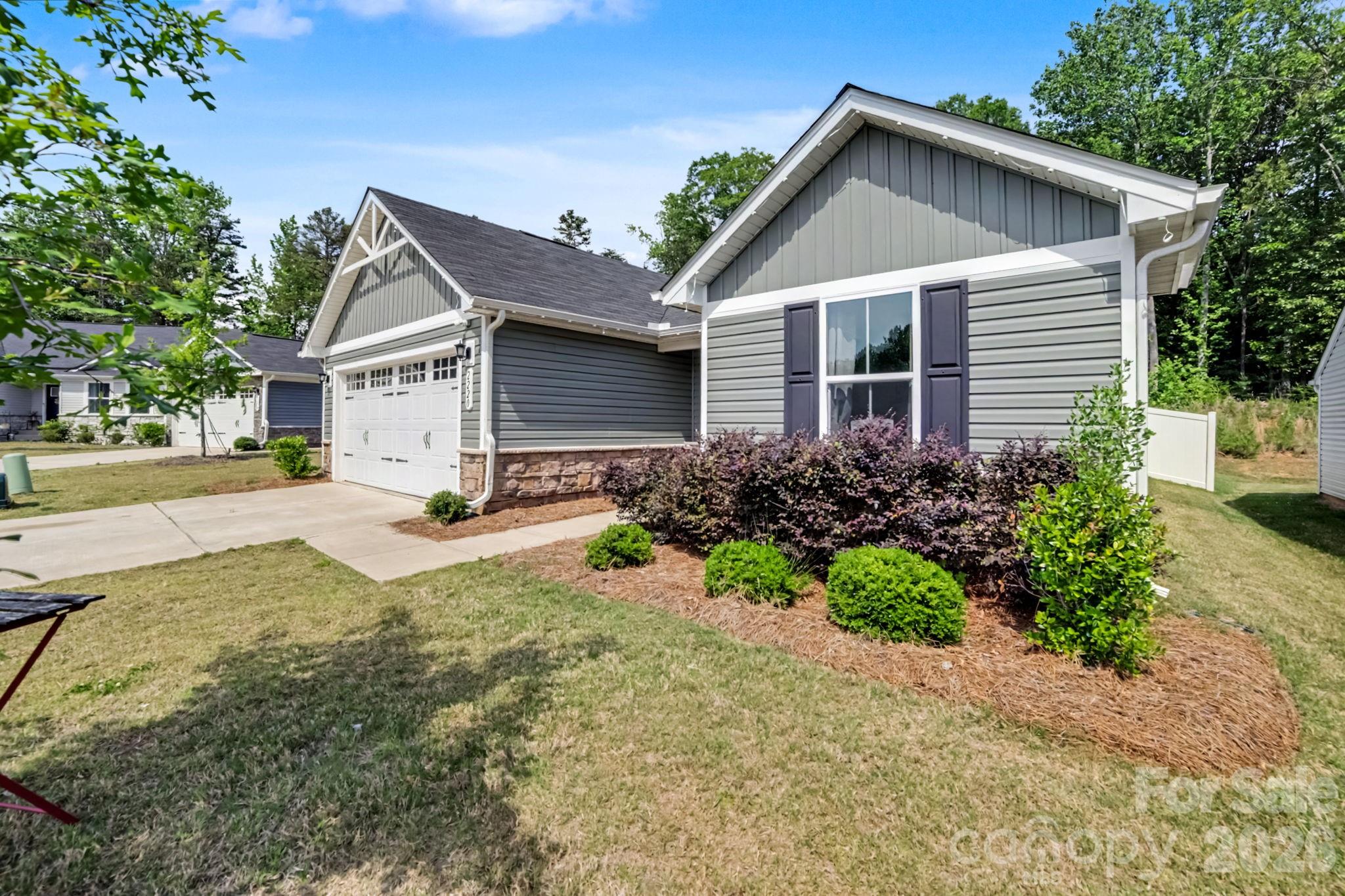 2220 Goldwood Drive, Charlotte, NC - photo 5 of 26