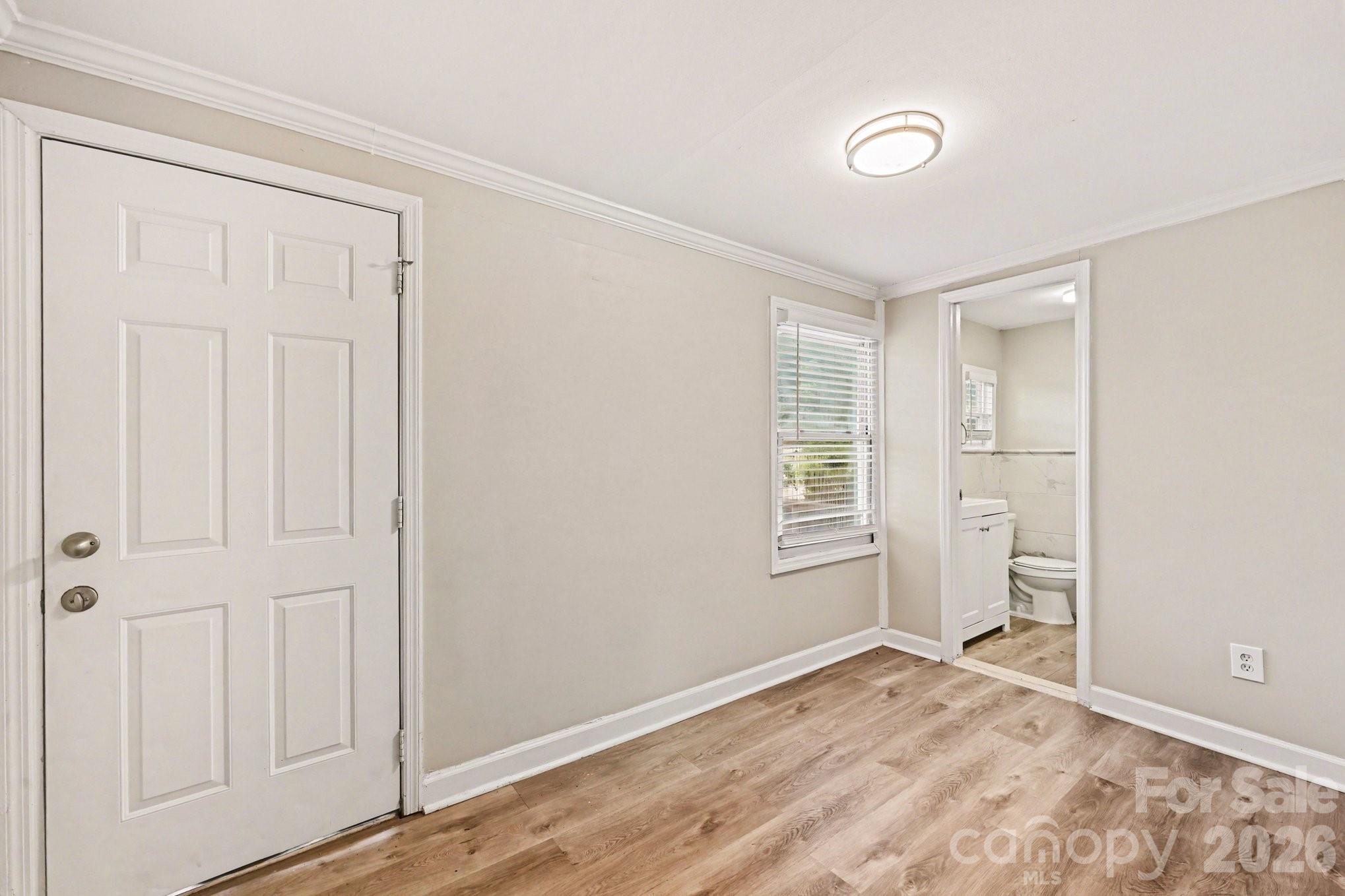 Photo 8 of 4726 Holbrook Drive, Charlotte, NC