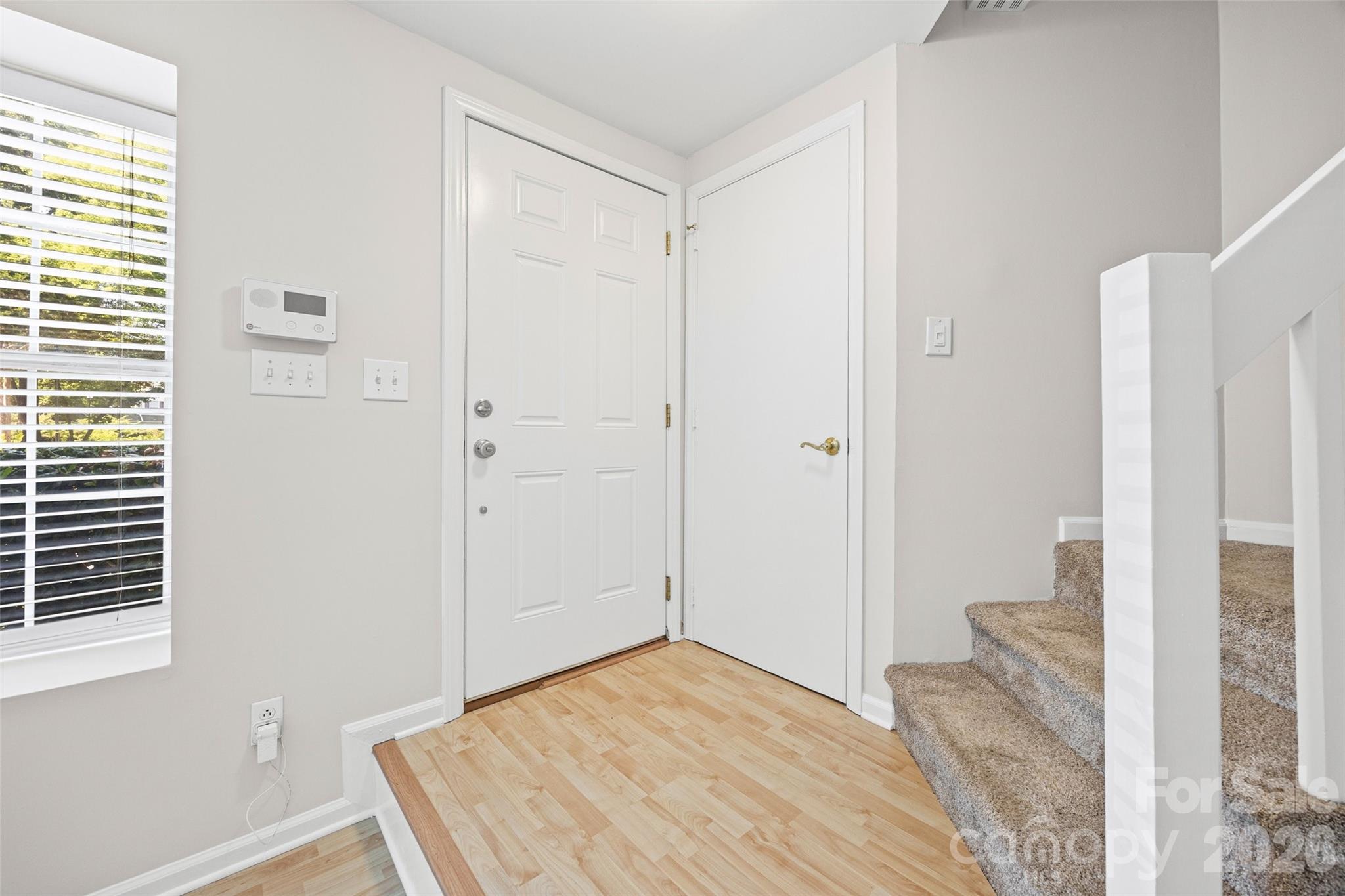 Photo 5 of 8117 Circle Tree Lane, Charlotte, NC