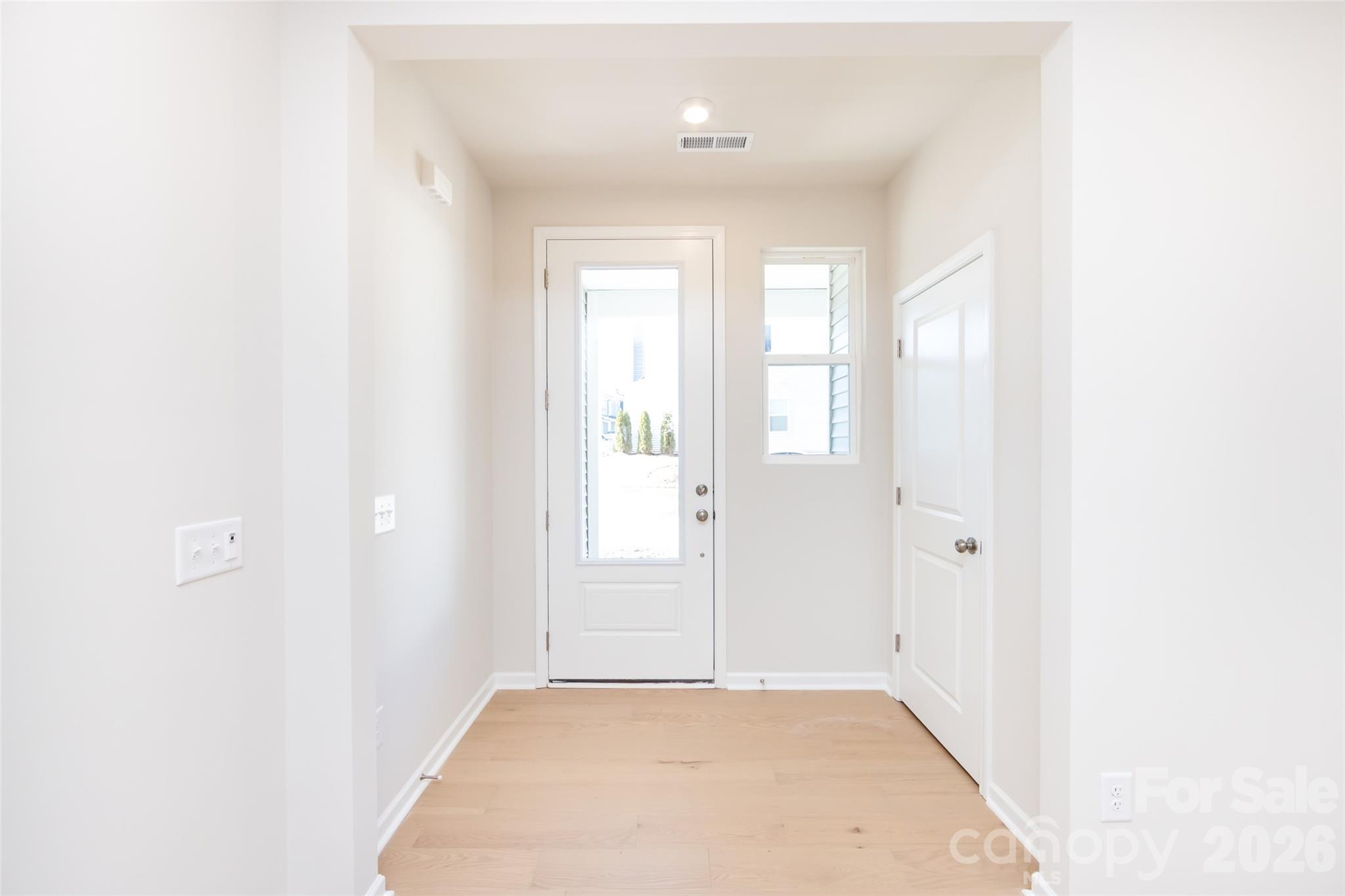 Photo 3 of 6005 Longar Lane, Charlotte, NC