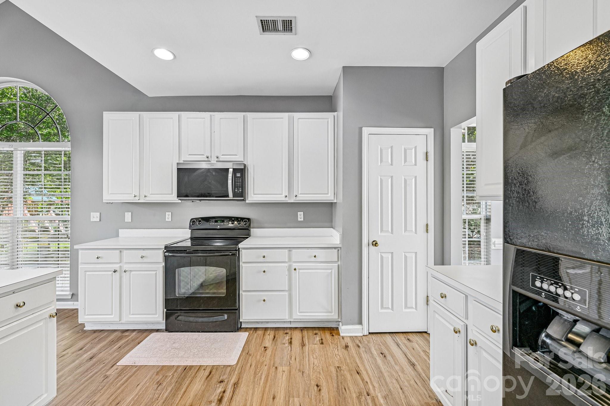 5755 Cambridge Bay Drive, Charlotte, NC - photo 16 of 48