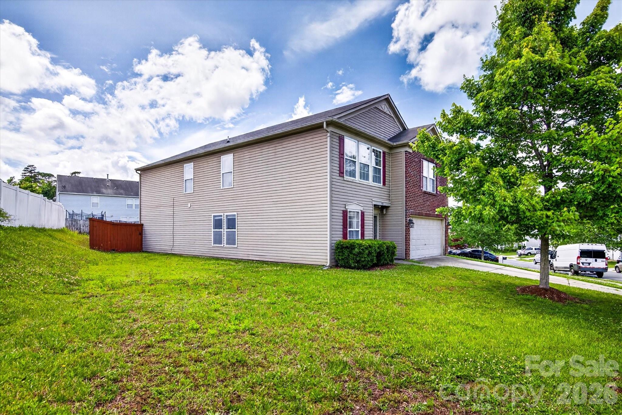 Photo 3 of 1533 Bray Drive, Charlotte, NC
