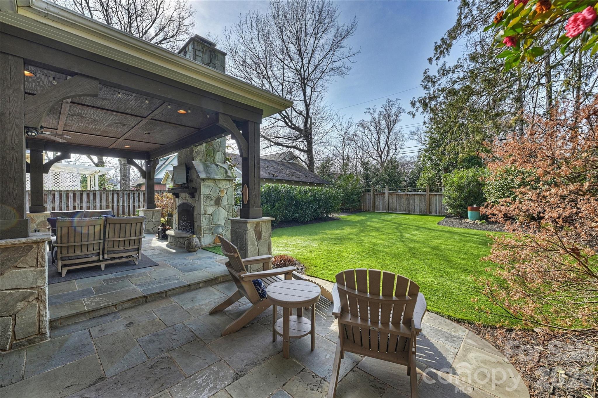 Photo 29 of 1912 Dilworth Road E, Charlotte, NC