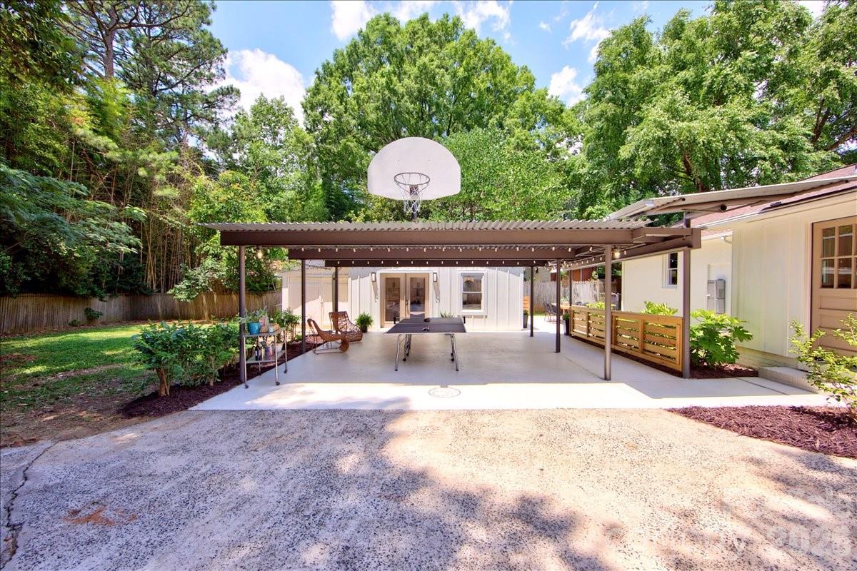Photo 30 of 1924 Bentley Place, Charlotte, NC