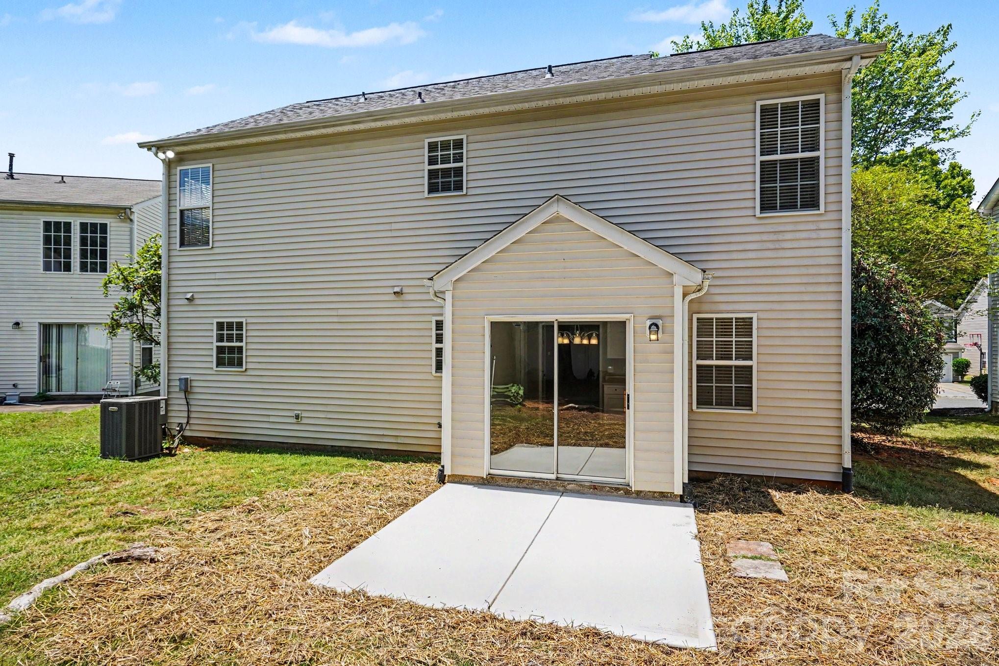 Photo 14 of 5615 Waverly Lynn Lane, Charlotte, NC