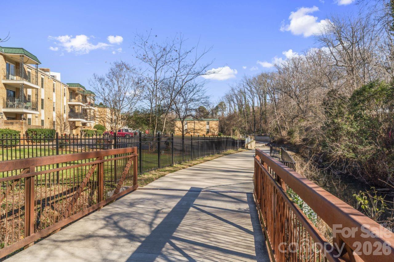 Photo 24 of 4747 Hedgemore DriveB, Charlotte, NC