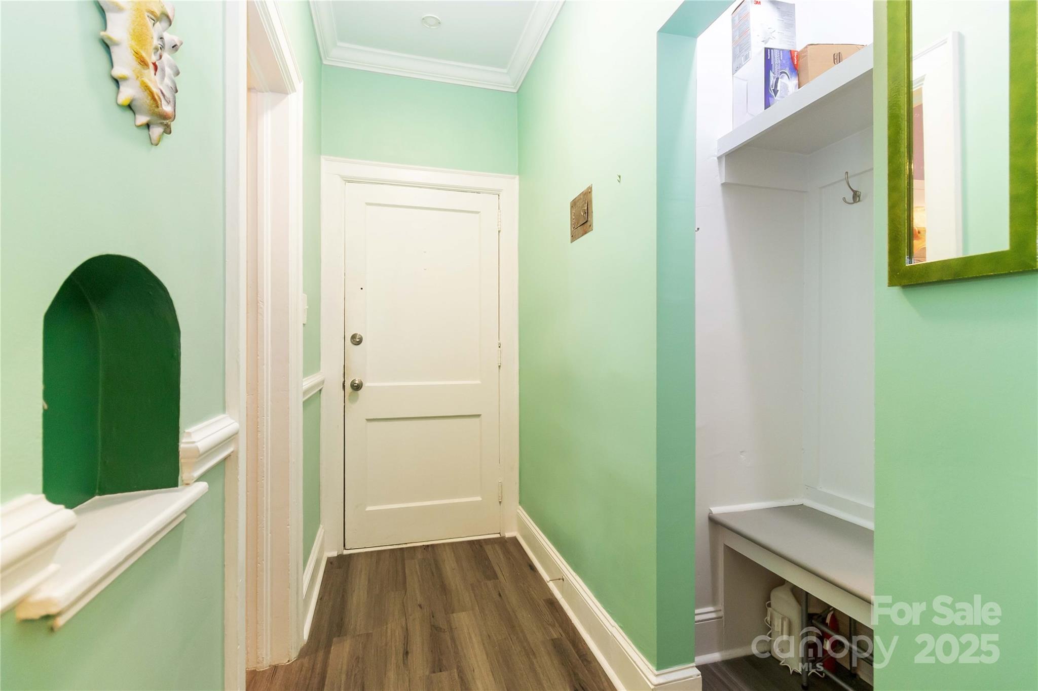 Photo 5 of 811 E Morehead Street6, Charlotte, NC