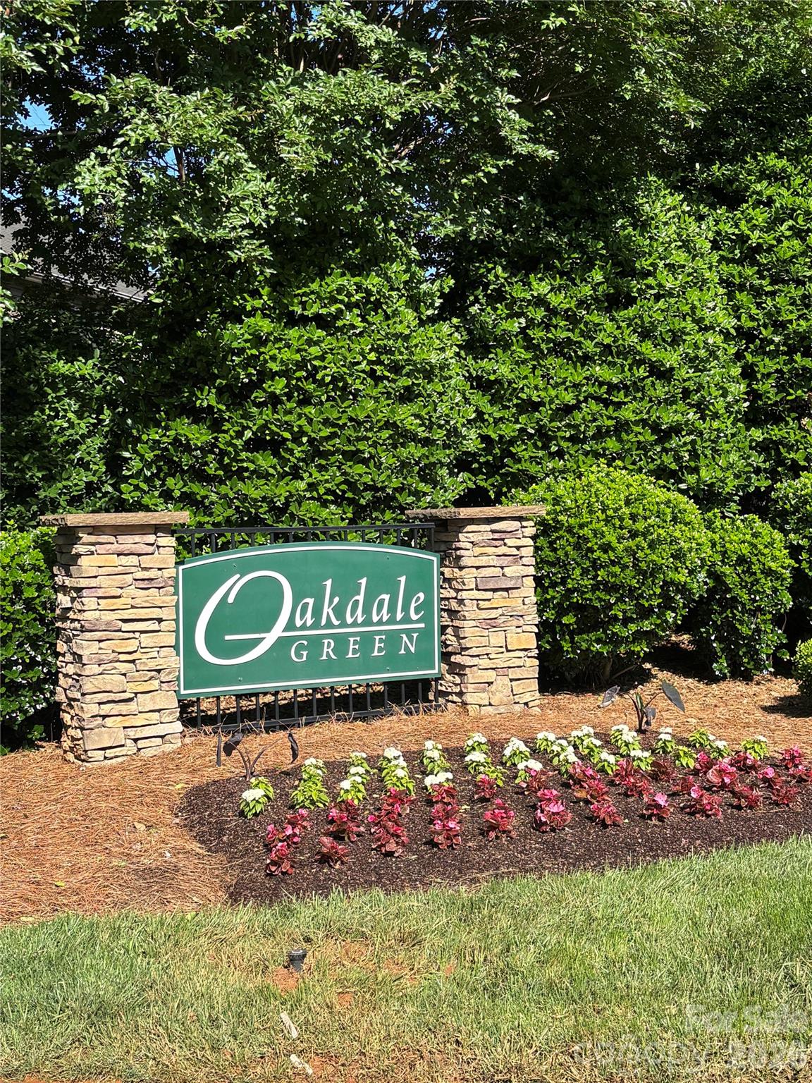 Photo 34 of 1528 Oakdale Green Drive, Charlotte, NC