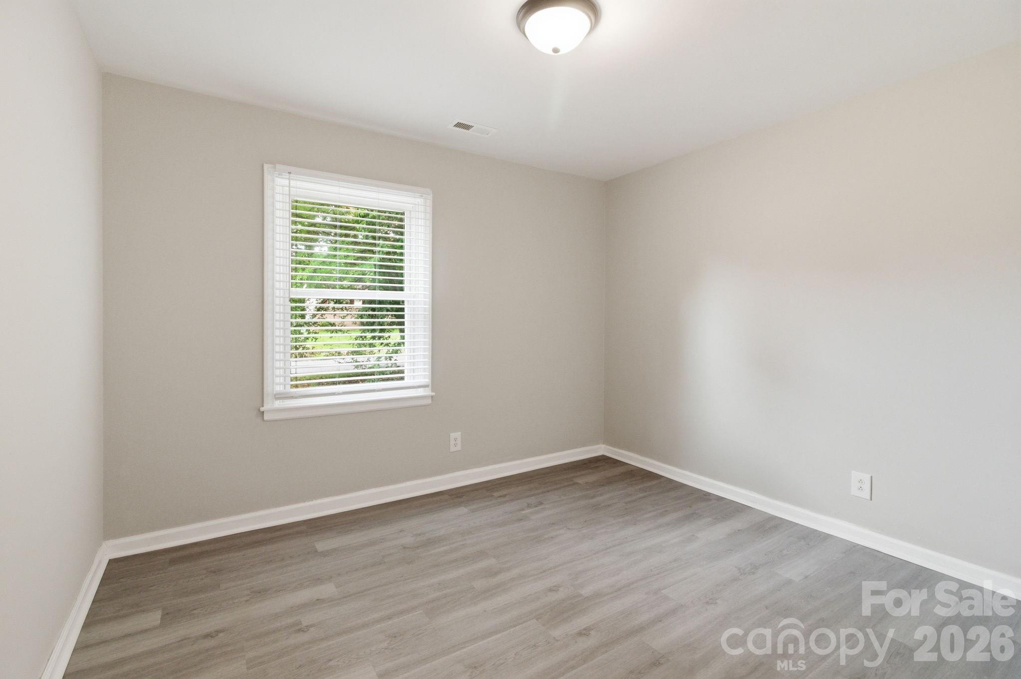 Photo 9 of 2725 Thornton Road, Charlotte, NC