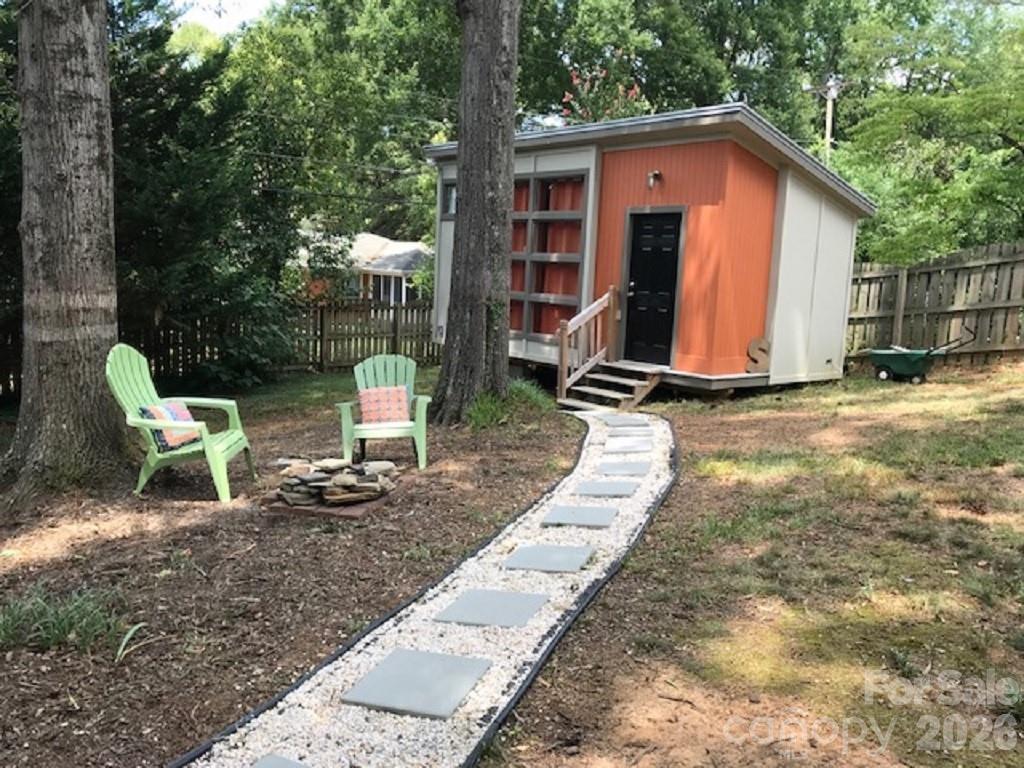 1140 Bevis Drive, Charlotte, NC - photo 19 of 28