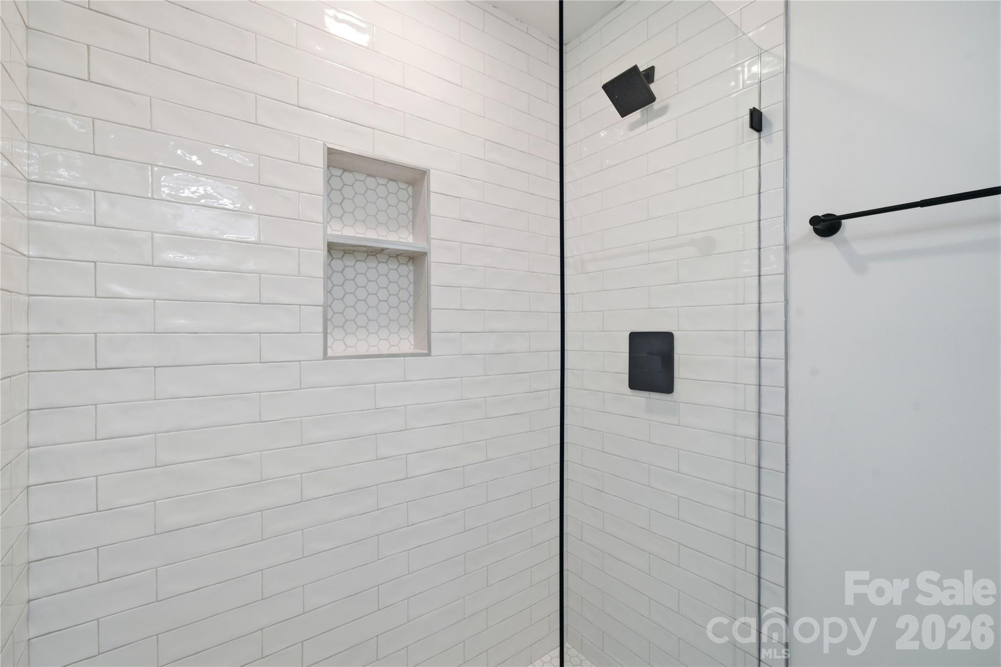 6126 Amberly Lane, Charlotte, NC - photo 14 of 32