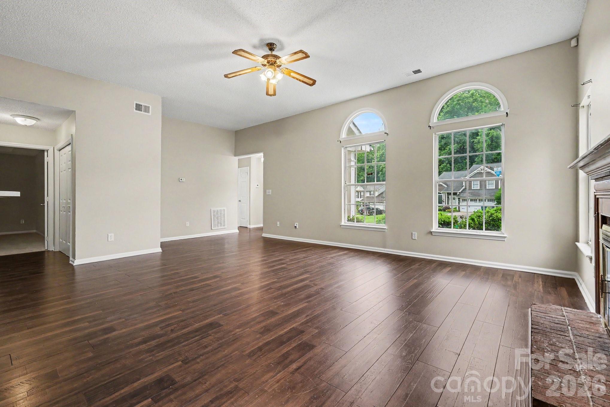 Photo 7 of 7925 Turquoise Drive, Charlotte, NC