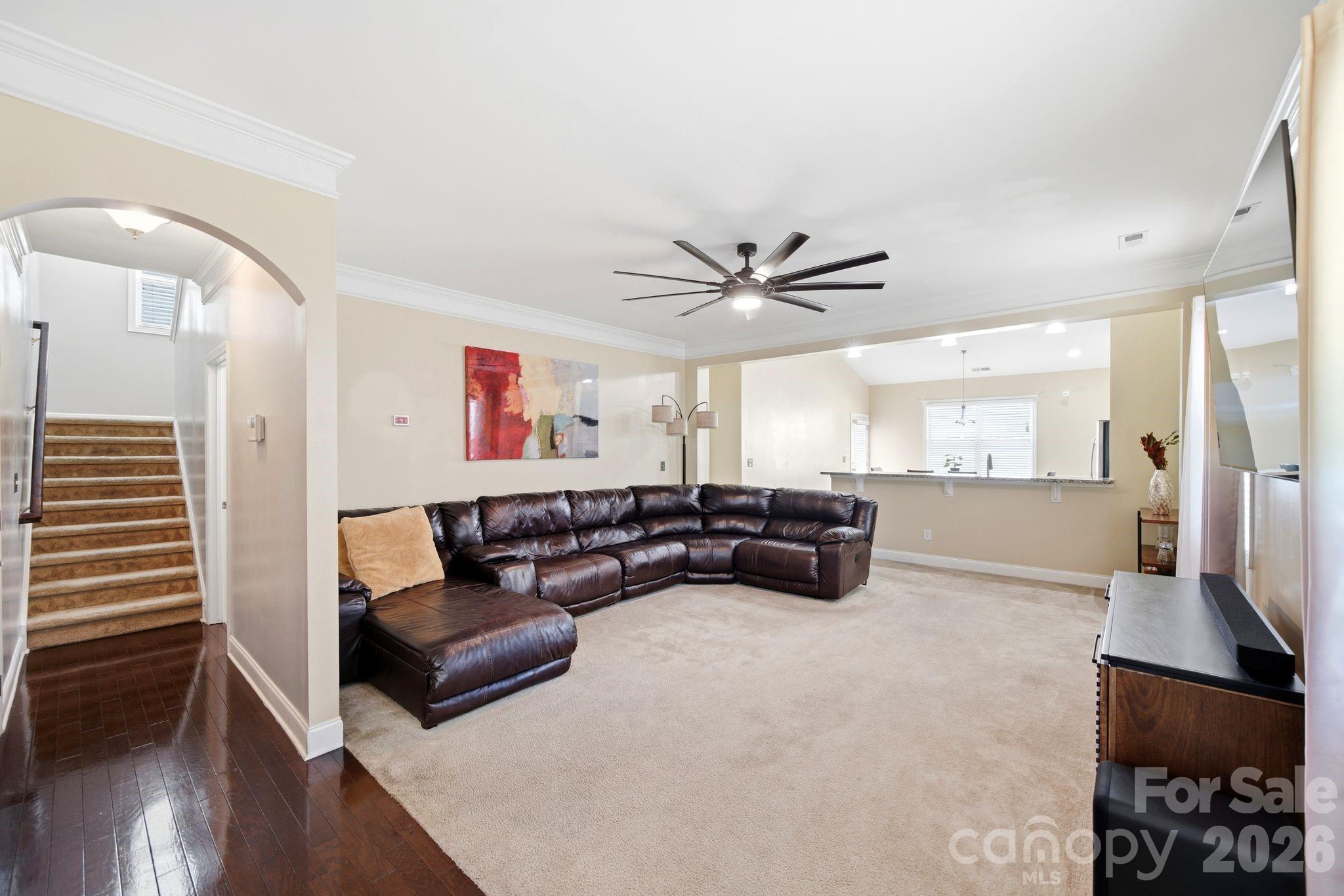 Photo 5 of 423 Knothole Lane, Charlotte, NC