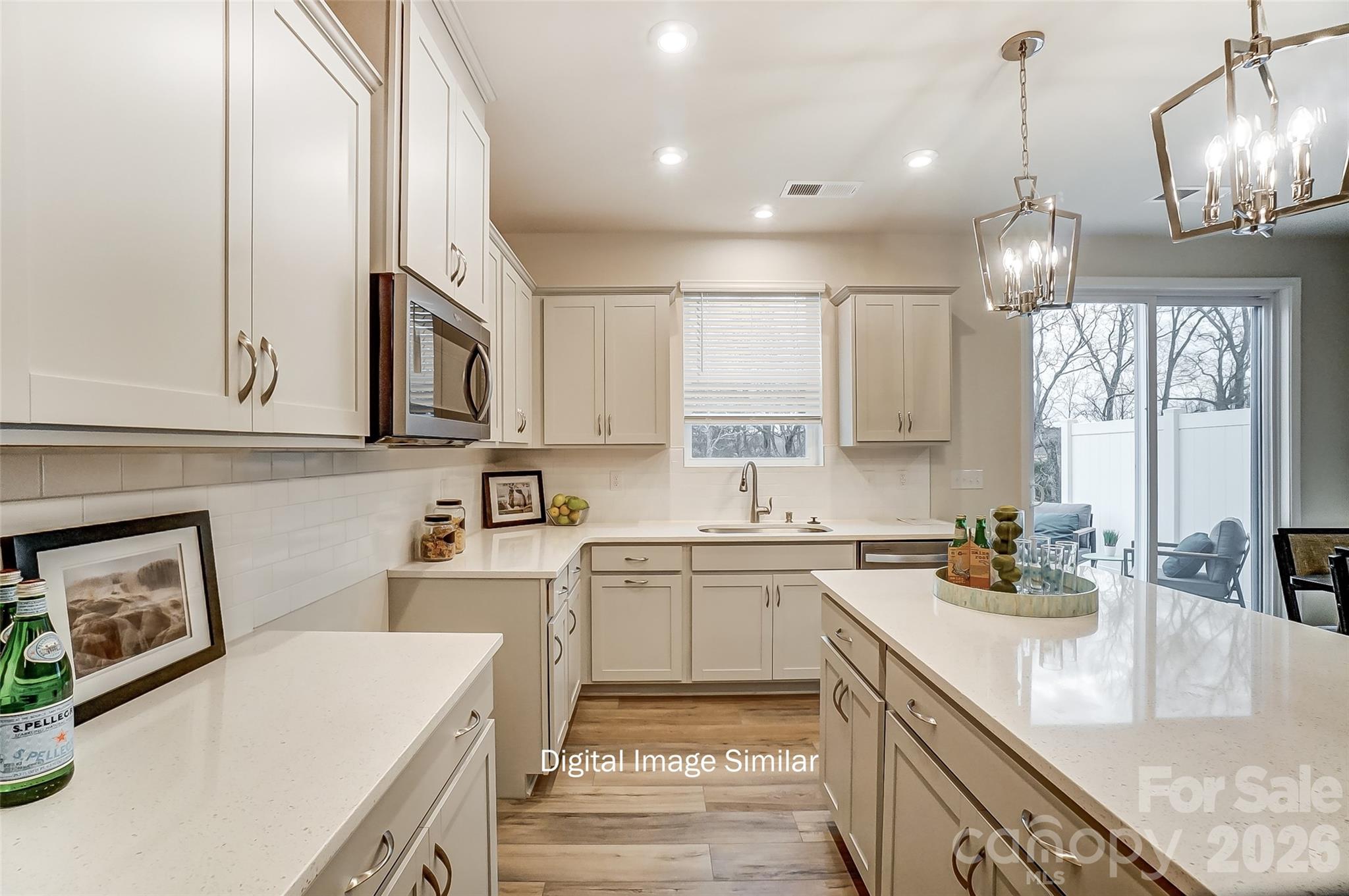 Photo 9 of 7516 Hodges Meadow Lane, Charlotte, NC