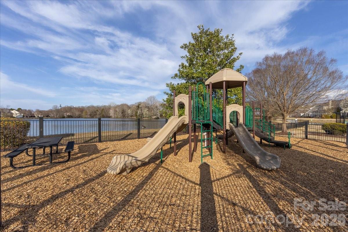 Photo 45 of 11143 Knight Castle Drive20, Charlotte, NC
