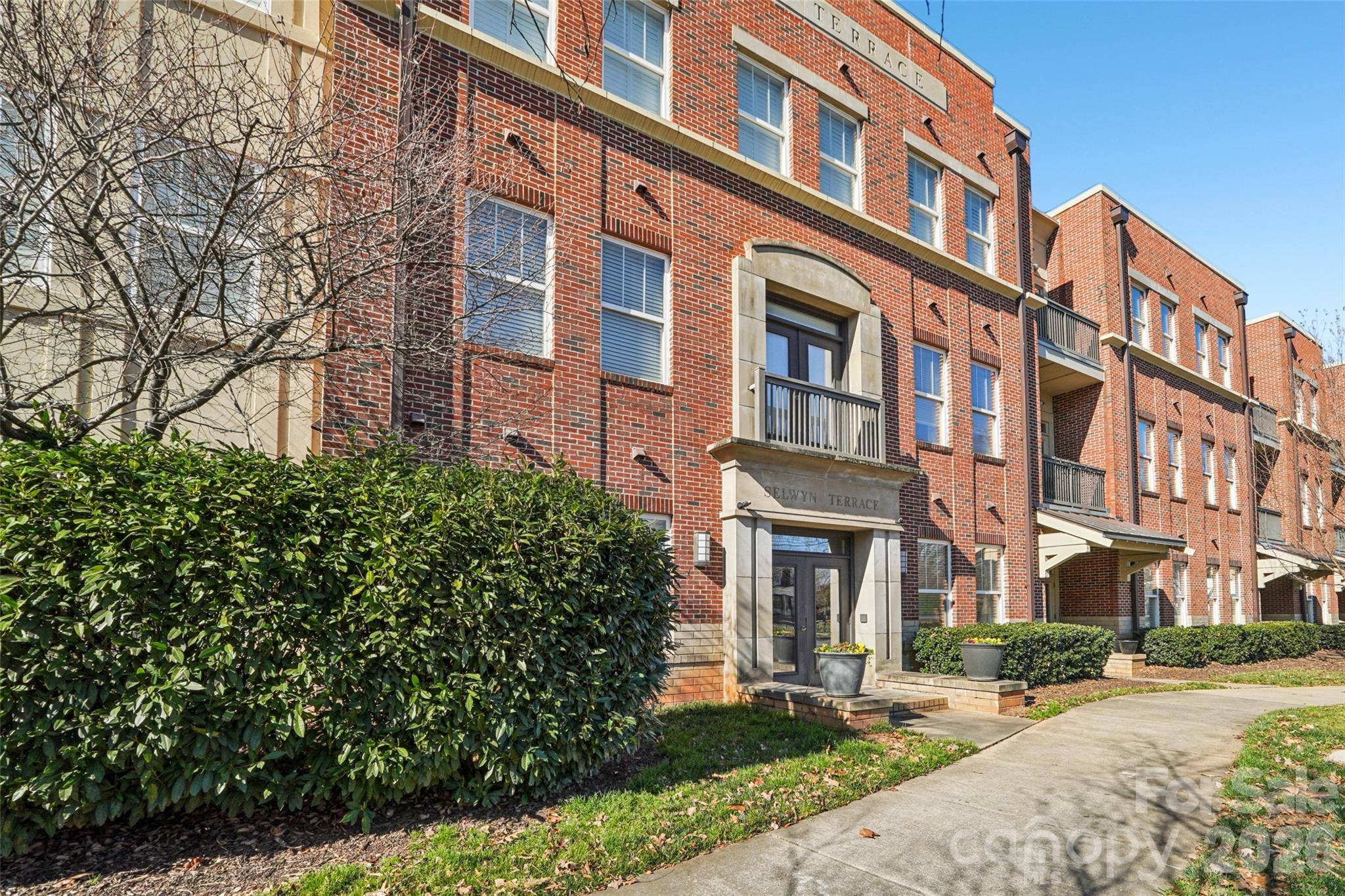 Photo 2 of 2952 Selwyn Avenue203, Charlotte, NC