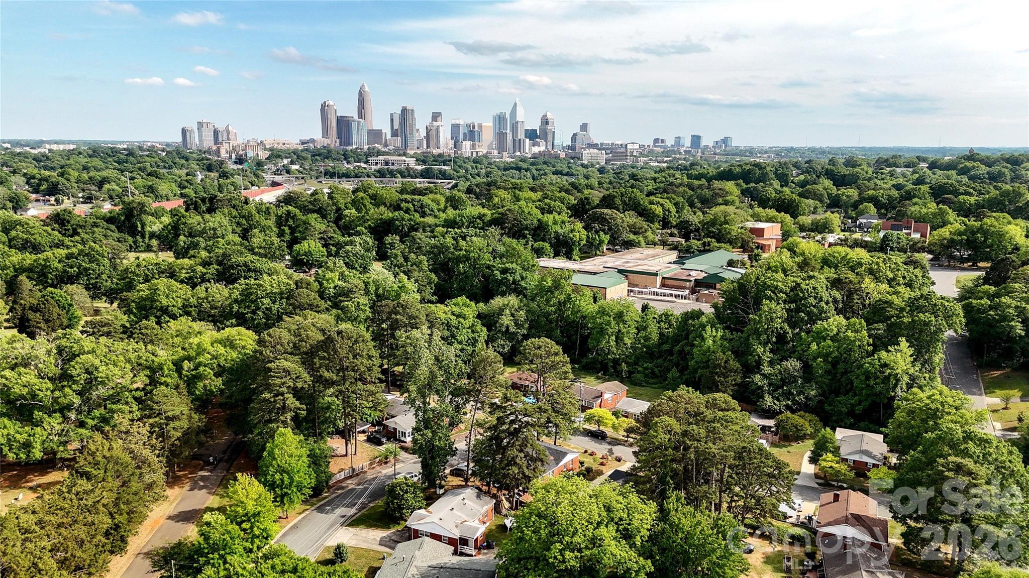 Photo 4 of 1720 Miles Court, Charlotte, NC