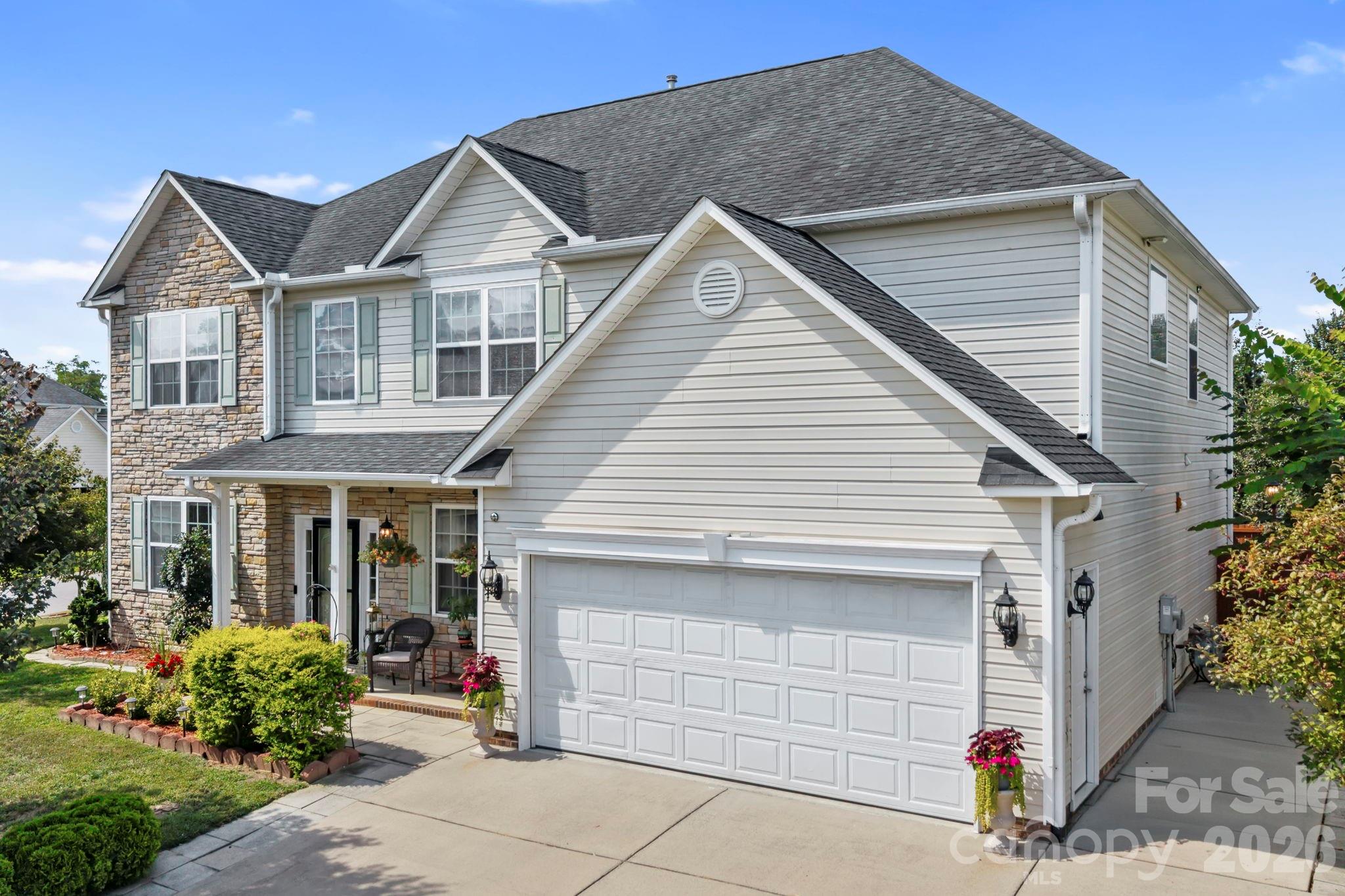 2 Breyerton Court, Asheville, NC