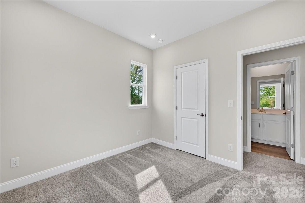 Photo 32 of 7921 Cedarsmith Court, Charlotte, NC
