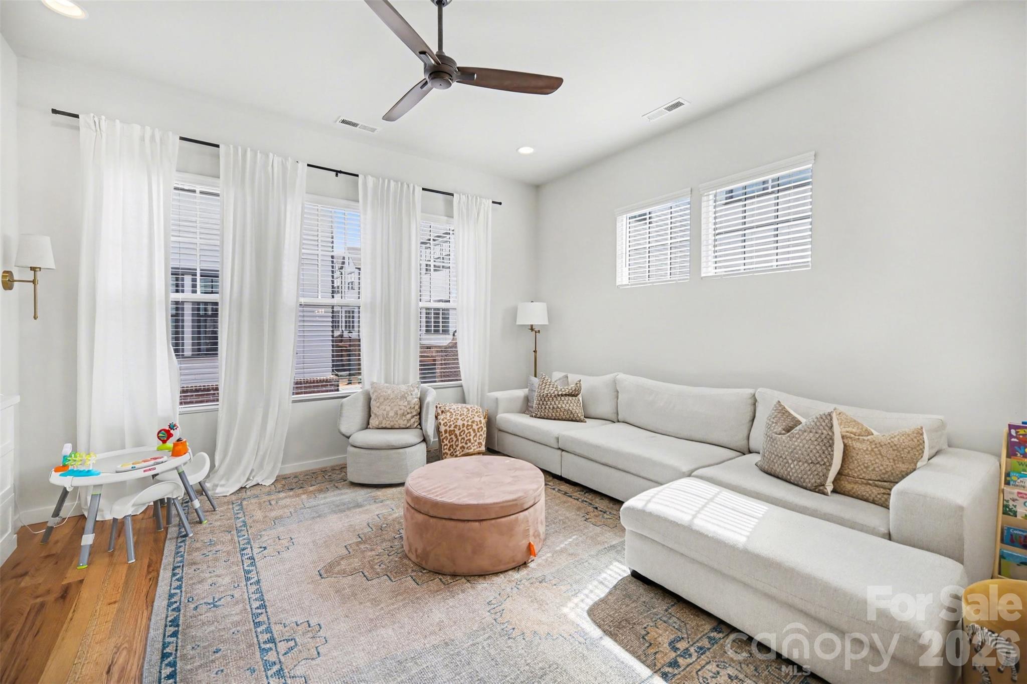 Photo 8 of 3300 Spencer Street, Charlotte, NC