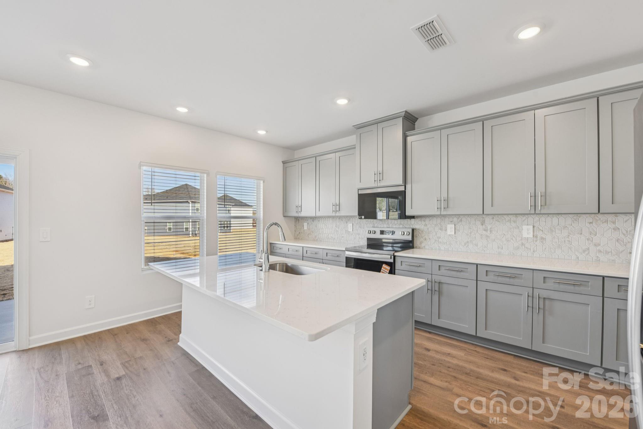 2111 Sunflower Circle, Newton, NC - photo 2 of 25