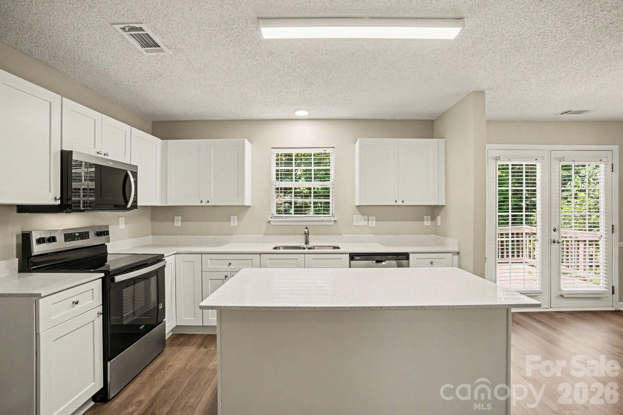 Photo 7 of 12505 Britton Wood Place, Charlotte, NC