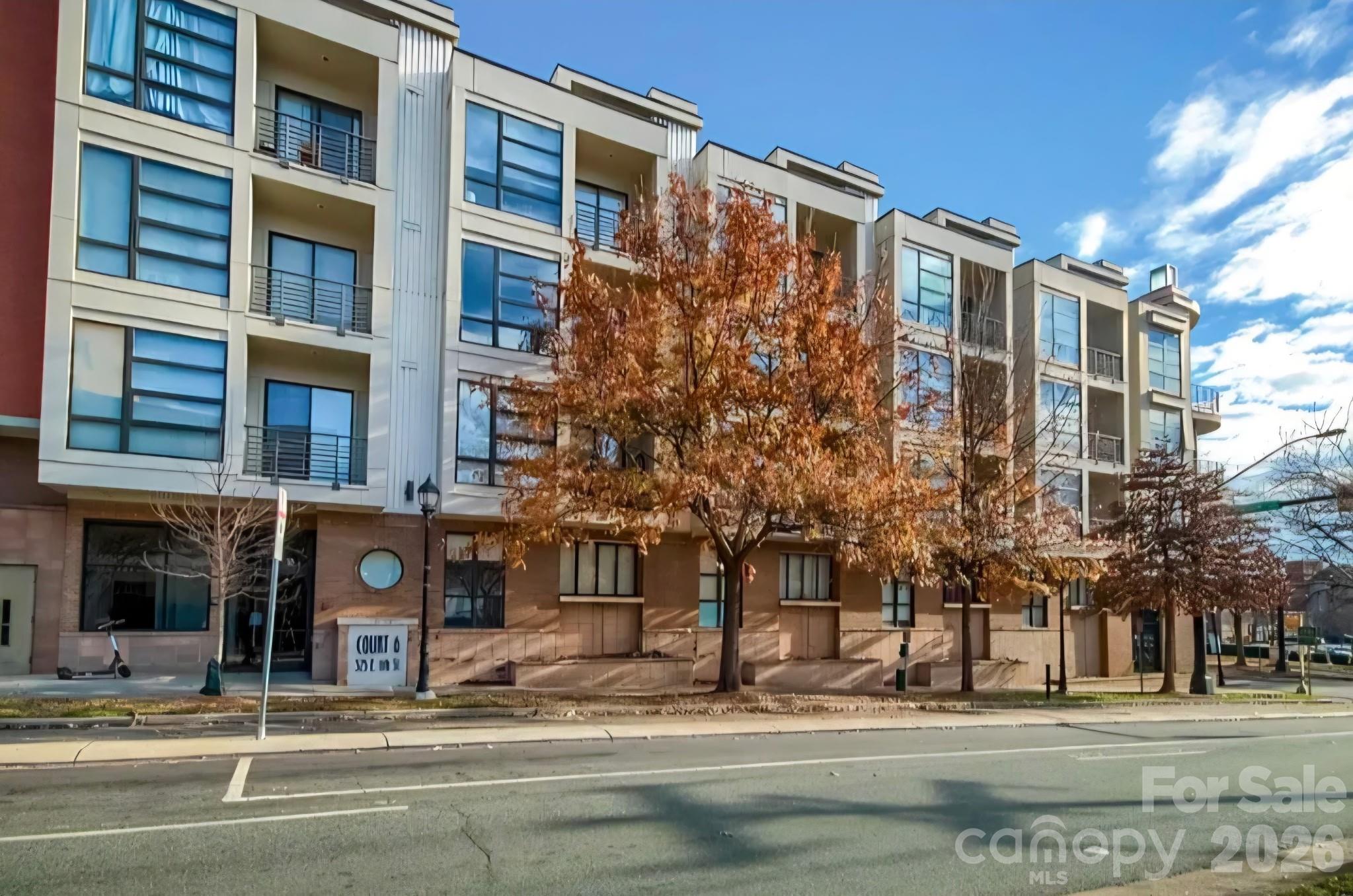 Home for sale at 525 E 6th Street222, Charlotte, NC — photo 1 of 20