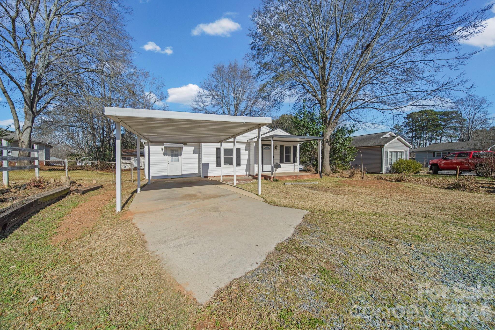211 9th Street, Belmont, NC - photo 3 of 49