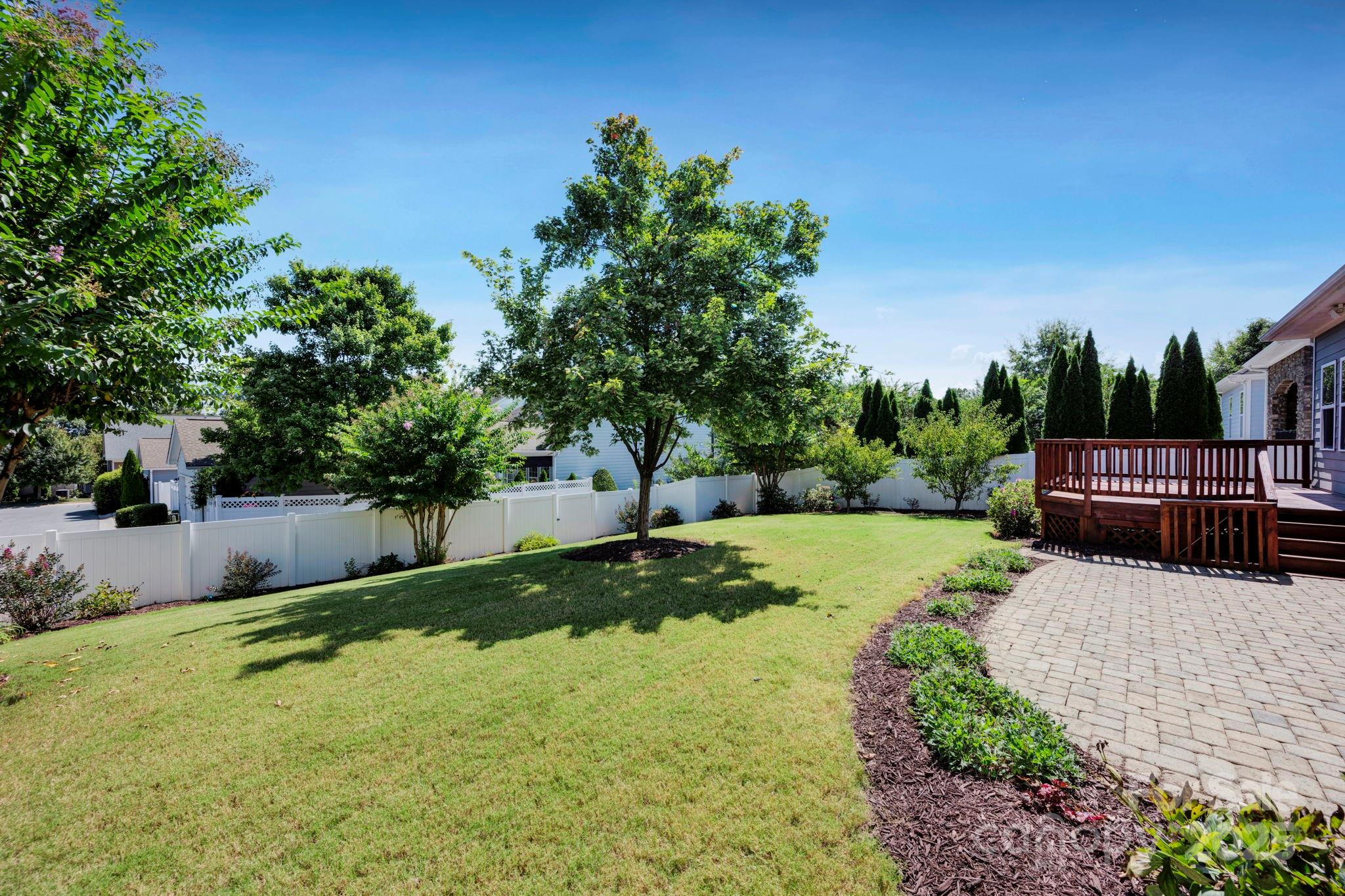 11633 Bradford Park Drive, Davidson, NC - photo 8 of 41