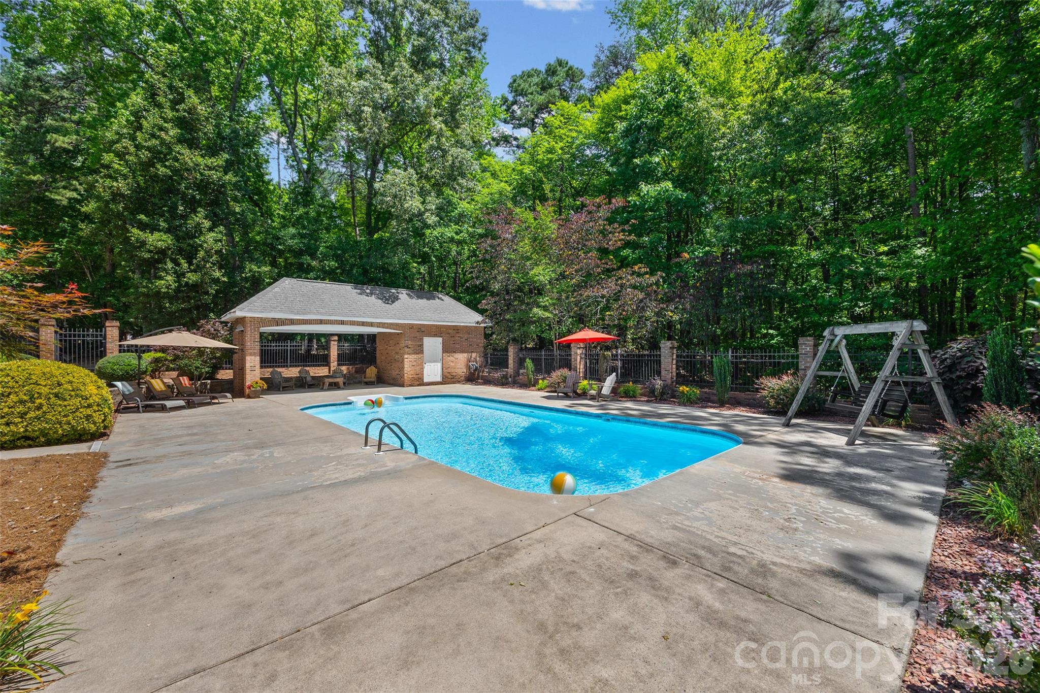 16105 Langston Drive, Charlotte, NC - photo 41 of 49